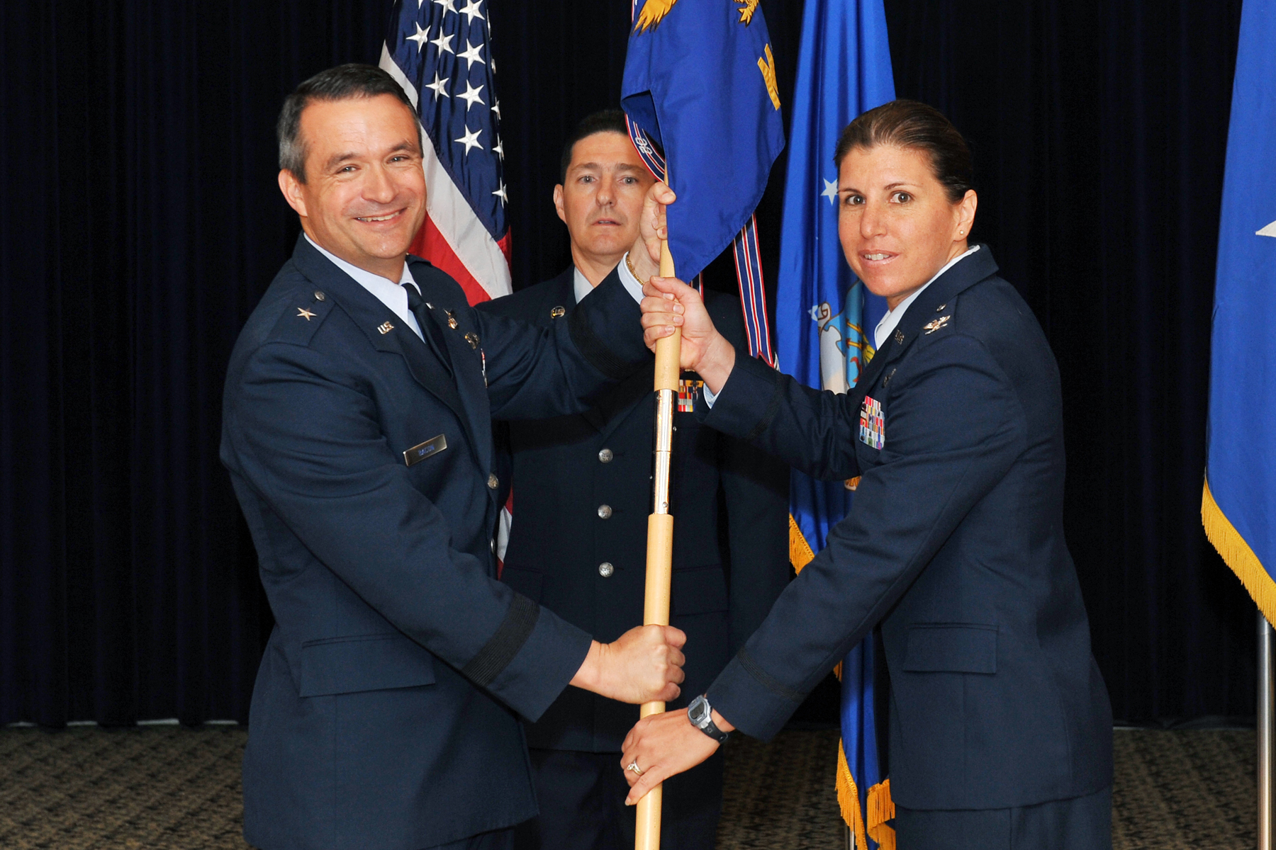 Support group welcomes new commander > Offutt Air Force Base > Article ...