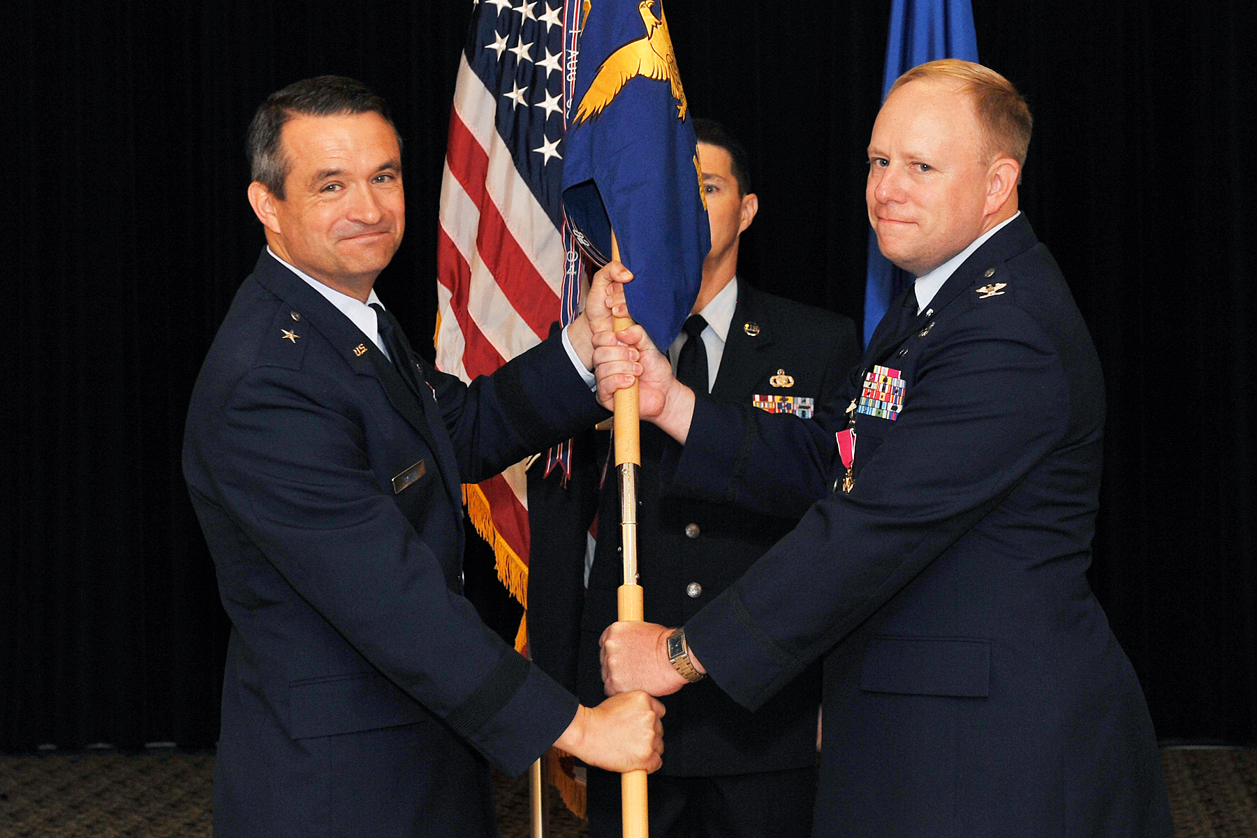 Support group welcomes new commander > Offutt Air Force Base > News