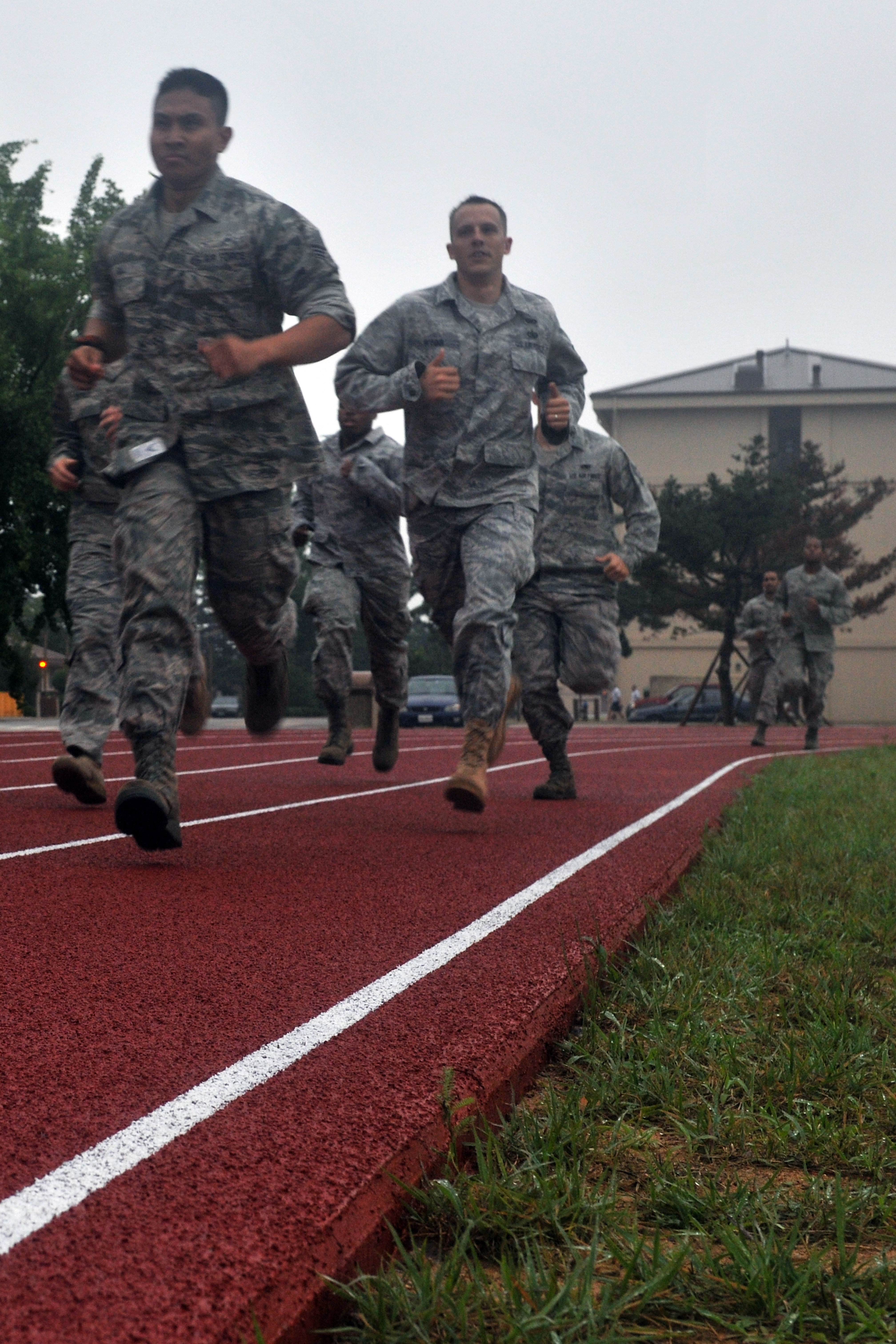 Wolf Pack Airmen conquer the Marine CFT