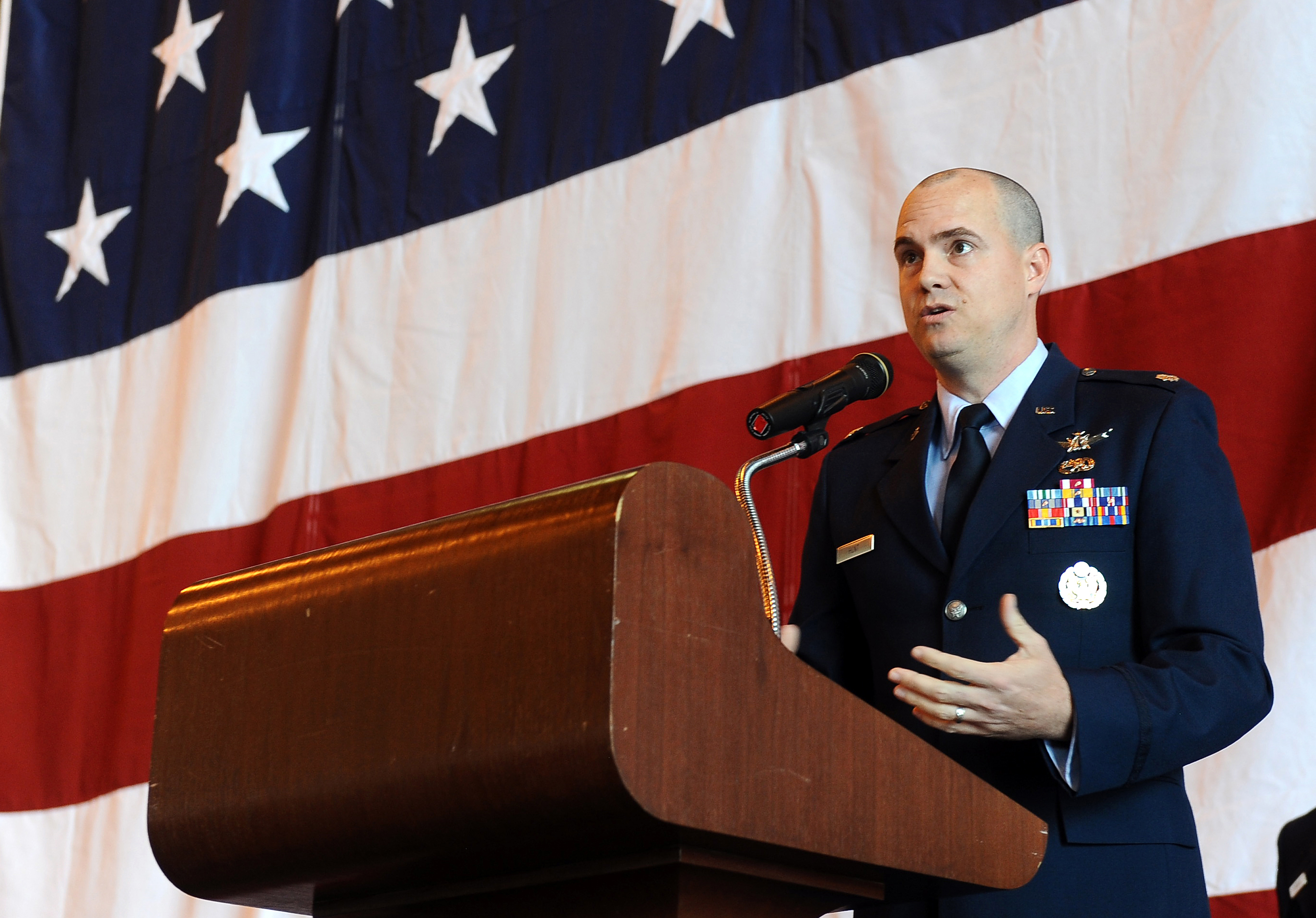 Lt. Col. Don Hunt assumes command of the 55th MOS > Offutt Air Force ...
