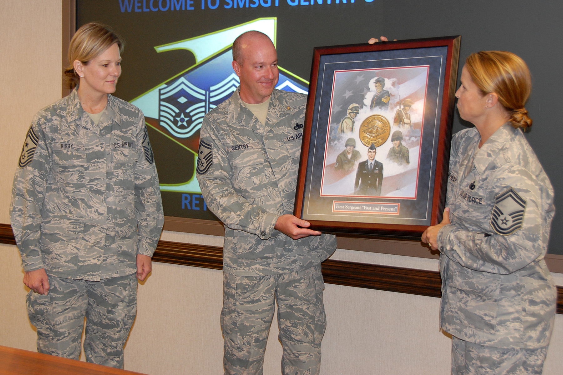 192nd Fighter Wing first sergeant retires.