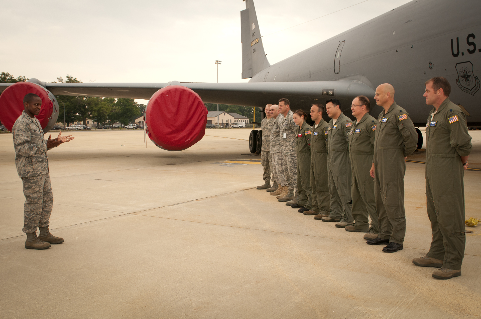 AFDW commander thanks Reserve Airmen for airlift support during IG ...