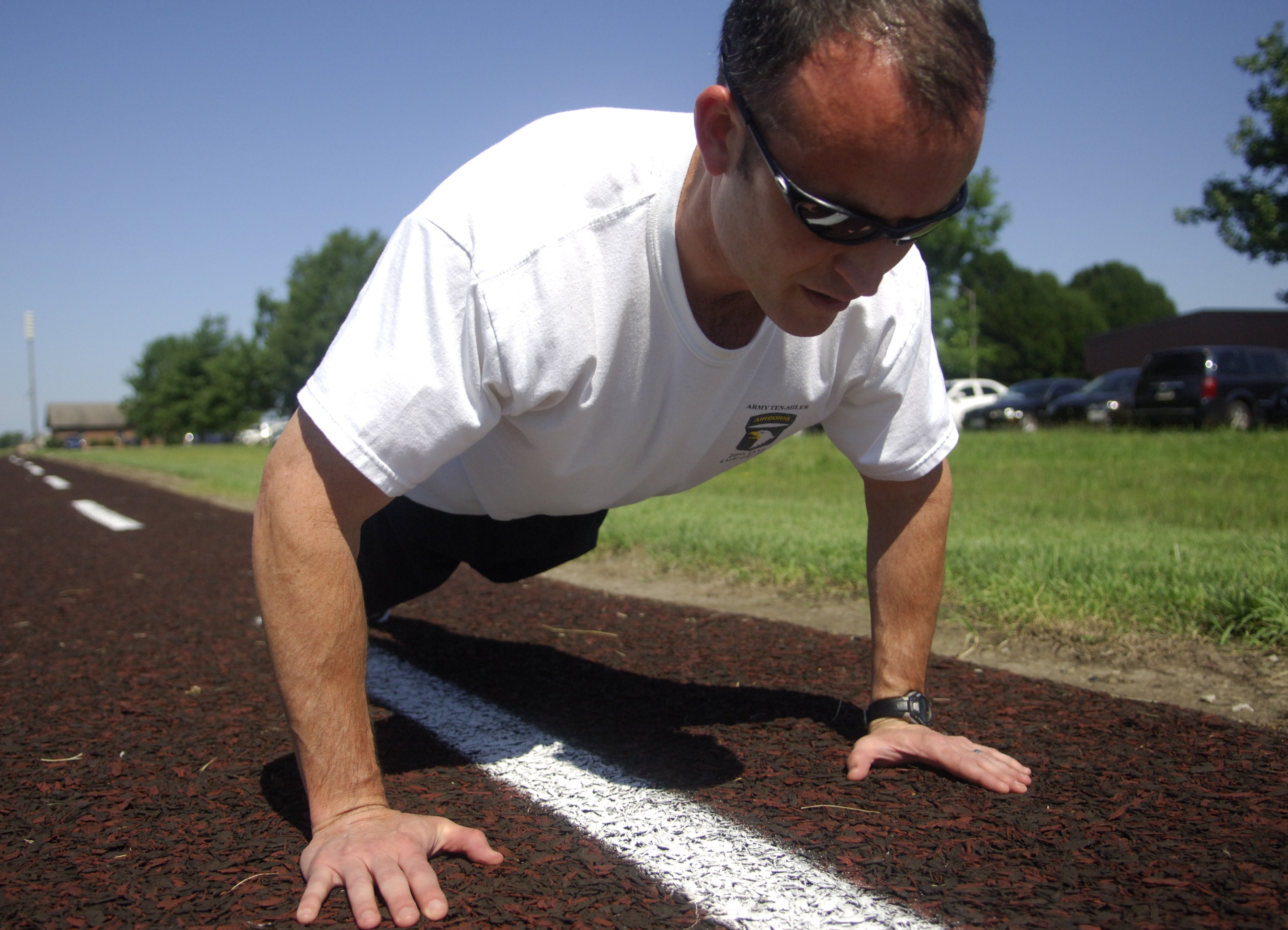 Scott officer scores perfect on 9 out of 10 PT tests > Scott Air Force ...