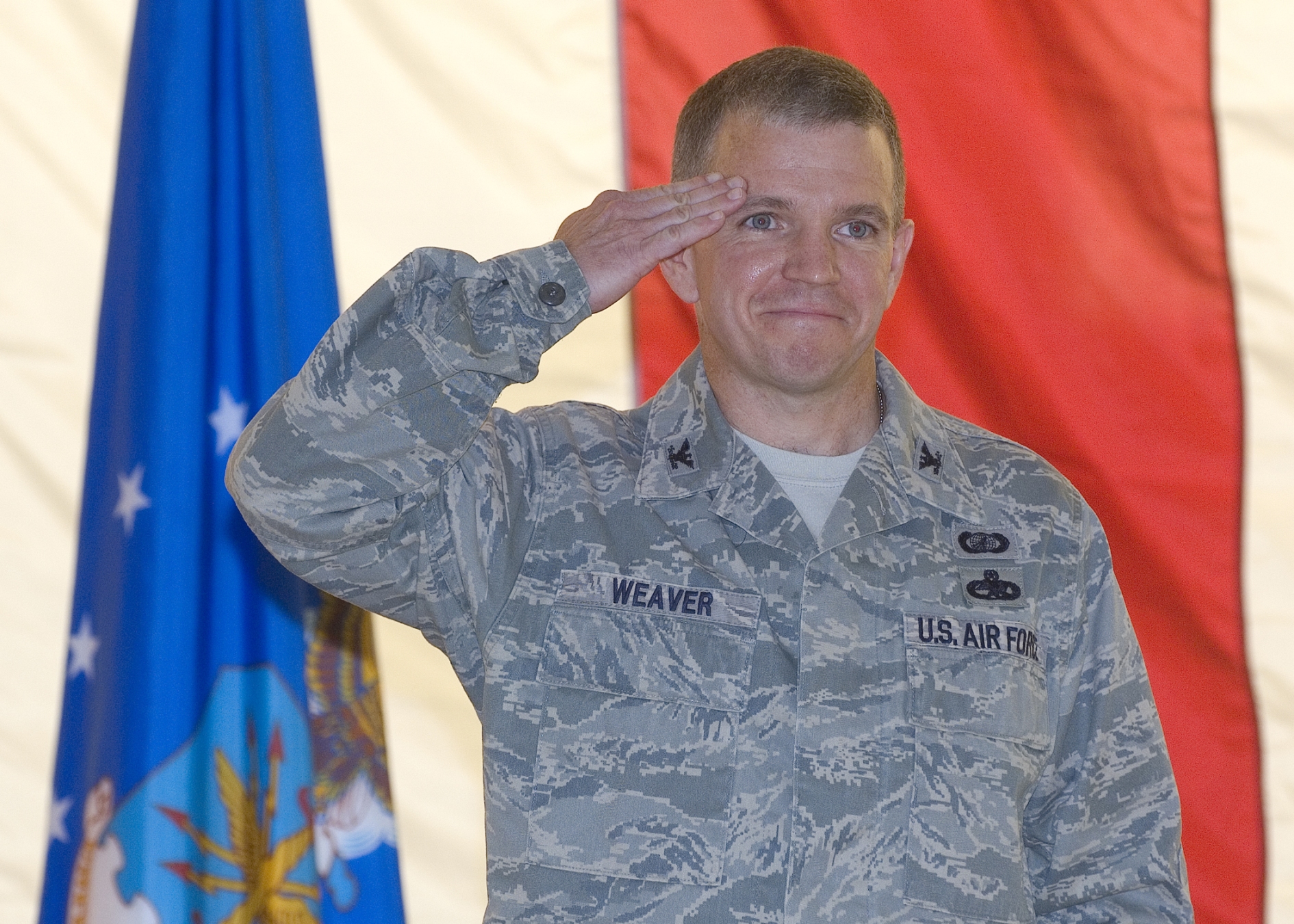 Weaver assumes command of 412th MXG > Edwards Air Force Base > Article View