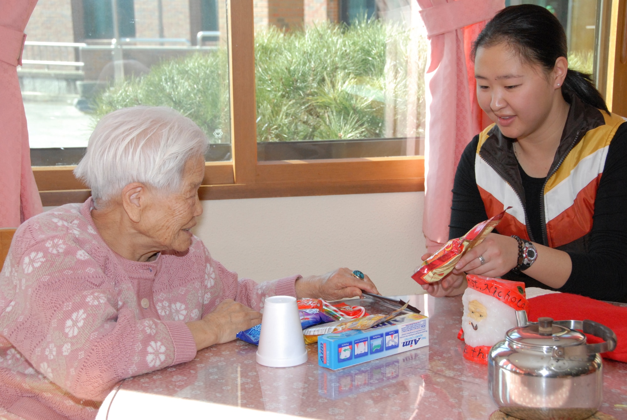 Wolf Pack member honored with Good Neighbor award > Kunsan Air Base ...