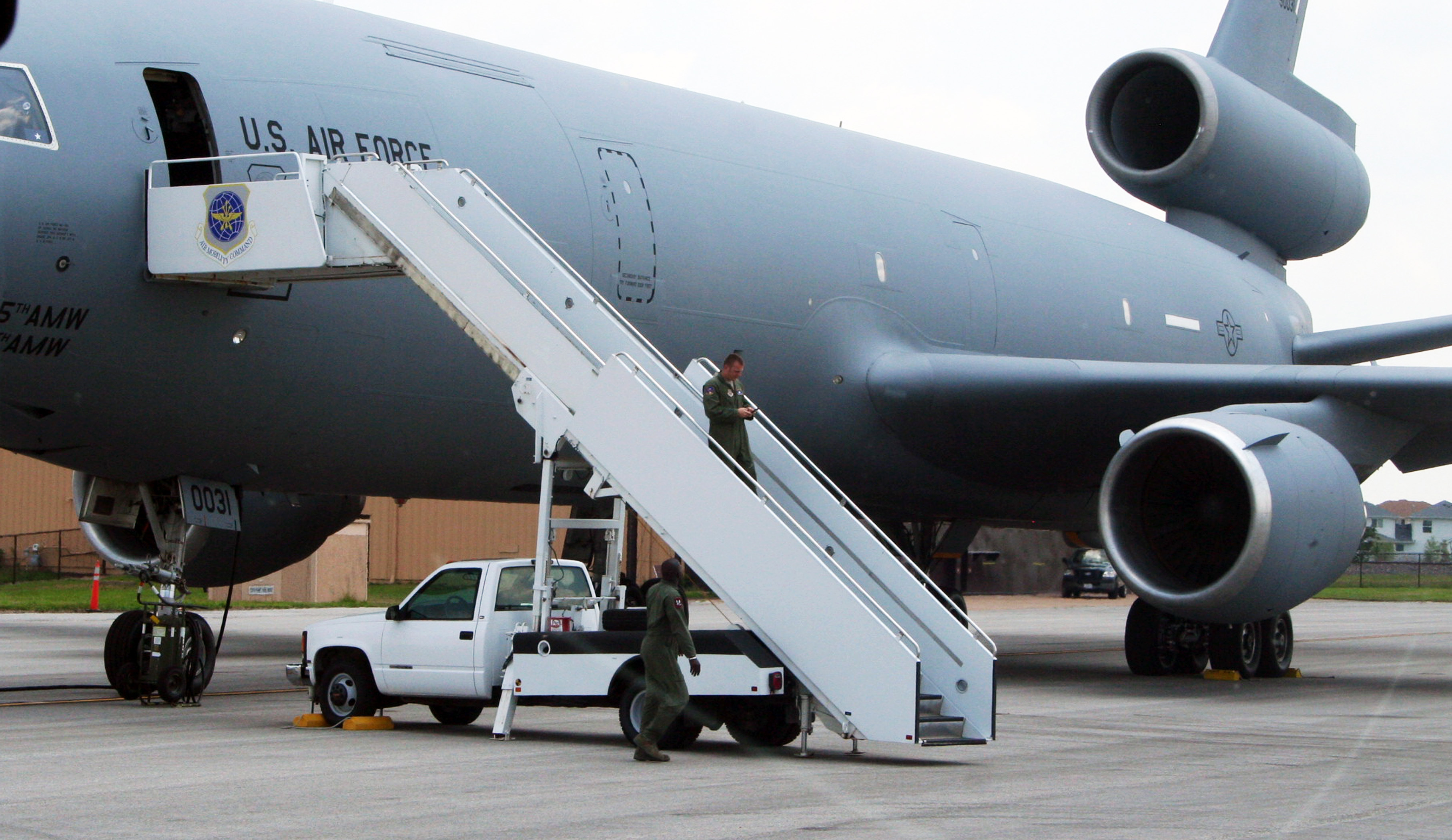 Photo essay: Scott AFB personnel depart for Air Mobility Rodeo 2011 ...