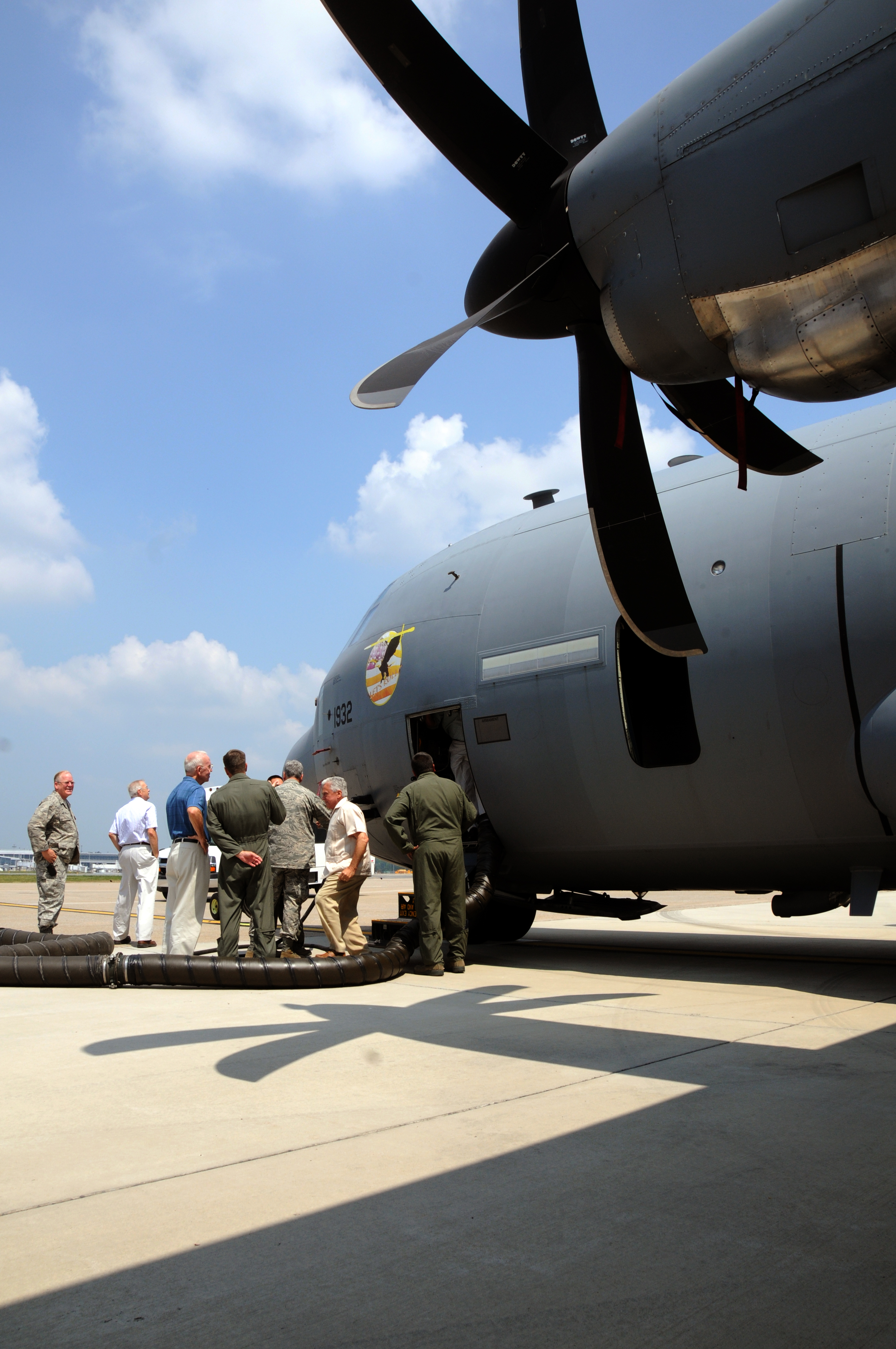 Past wing and group commander of the 193rd Special Operations Wing ...