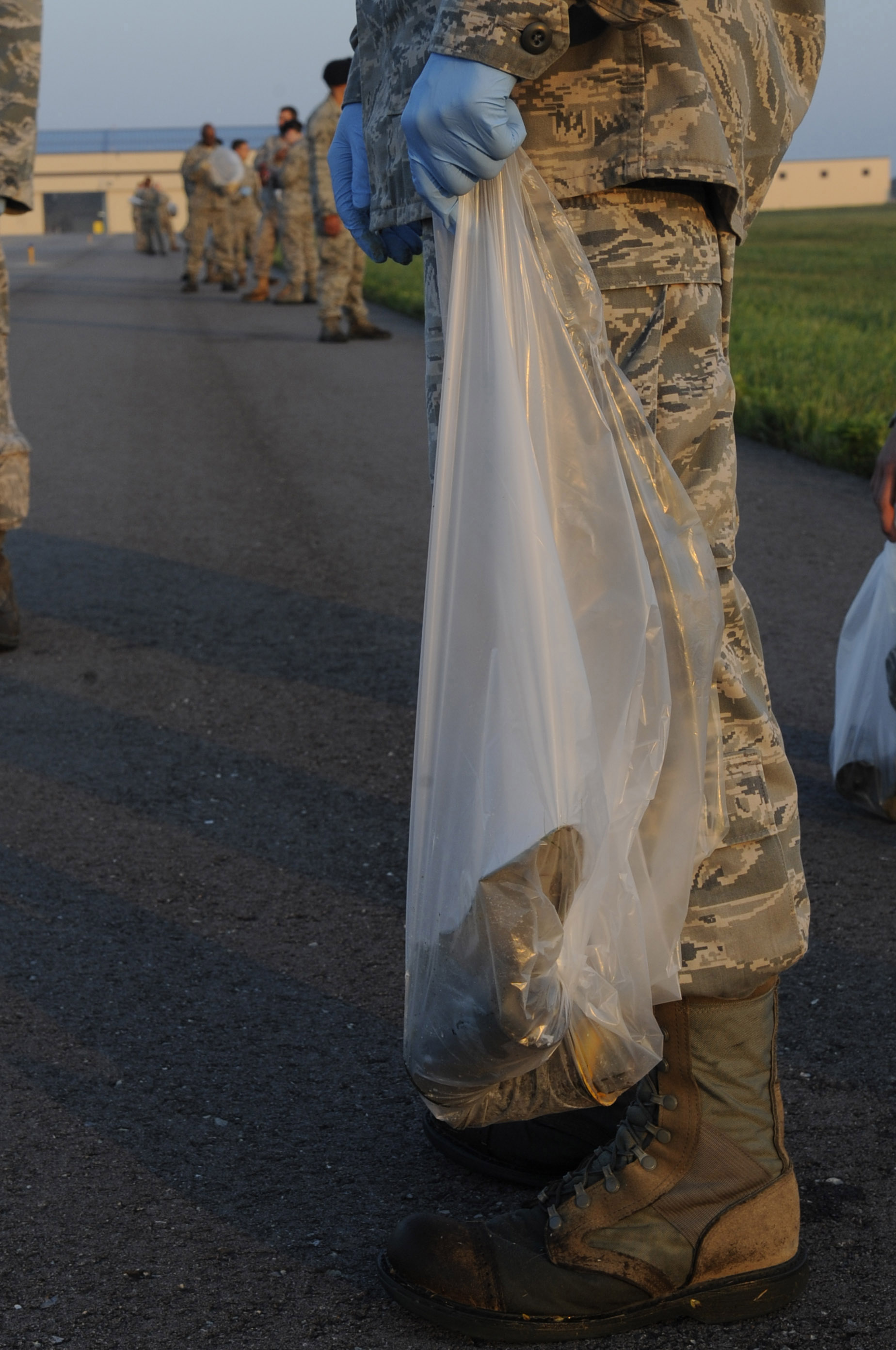 Airmen keep flightline safe > Whiteman Air Force Base > Article Display