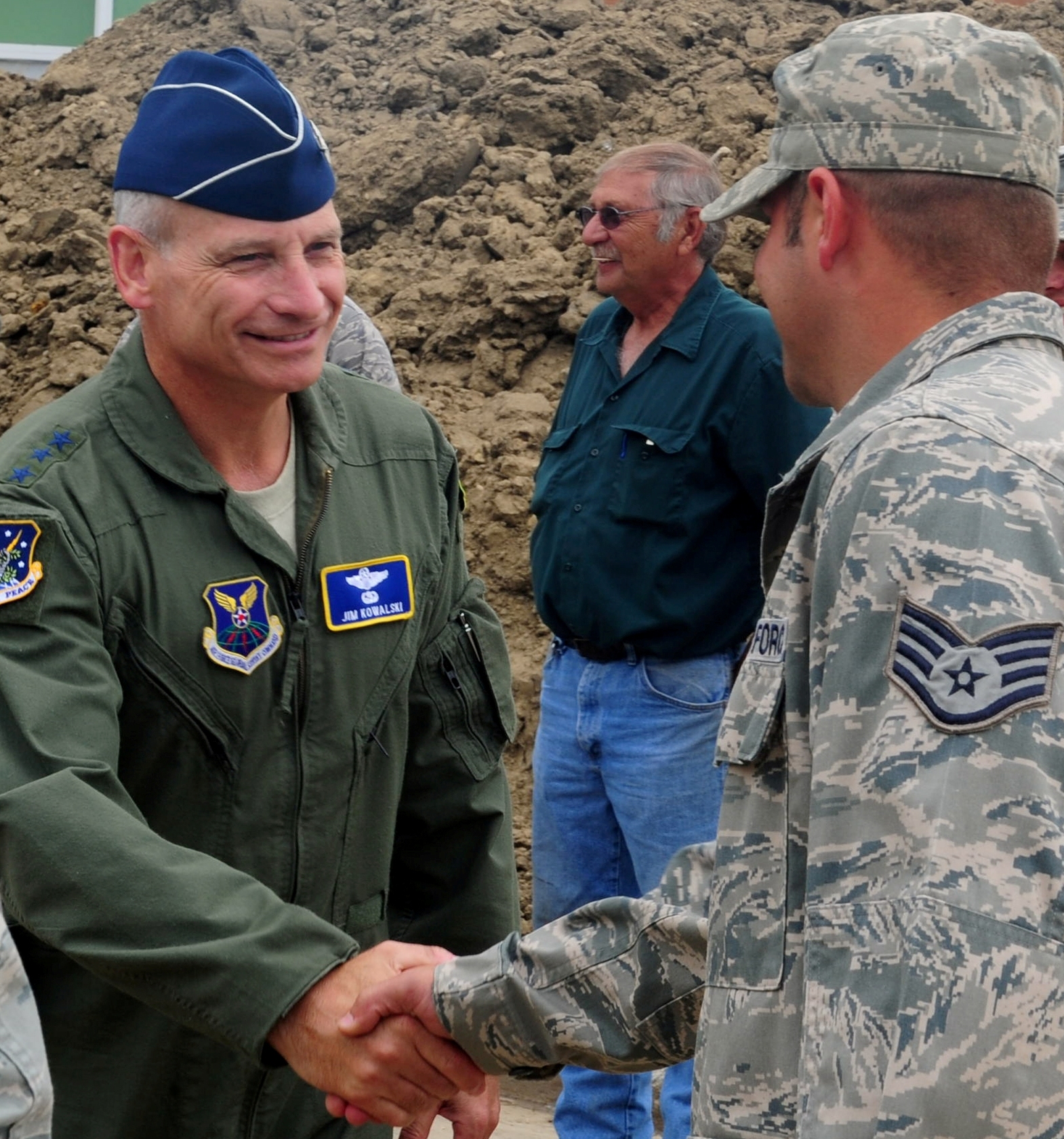 Global Strike commander visits Minot flood zones > Air Force Global ...