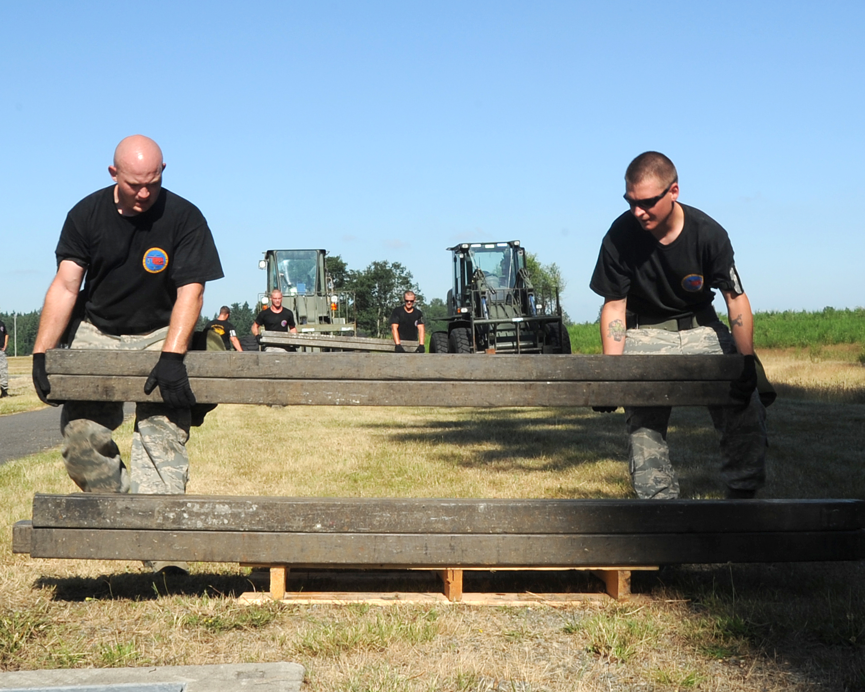 Altus stands tough throughout fifth day of 2011 AMC Rodeo > Altus Air ...