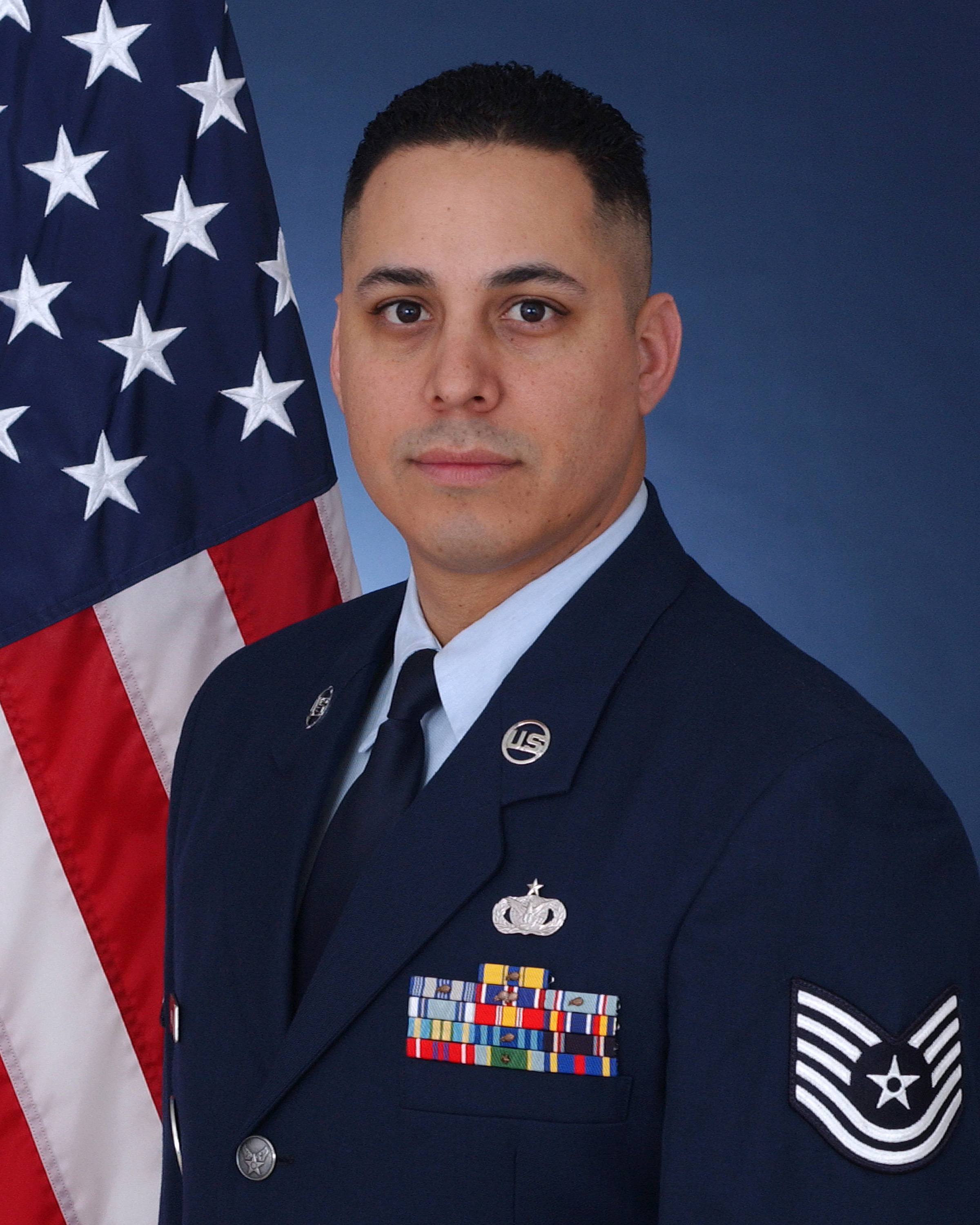 Ten-hut! MTI named outstanding airman > 433rd Airlift Wing > Article ...