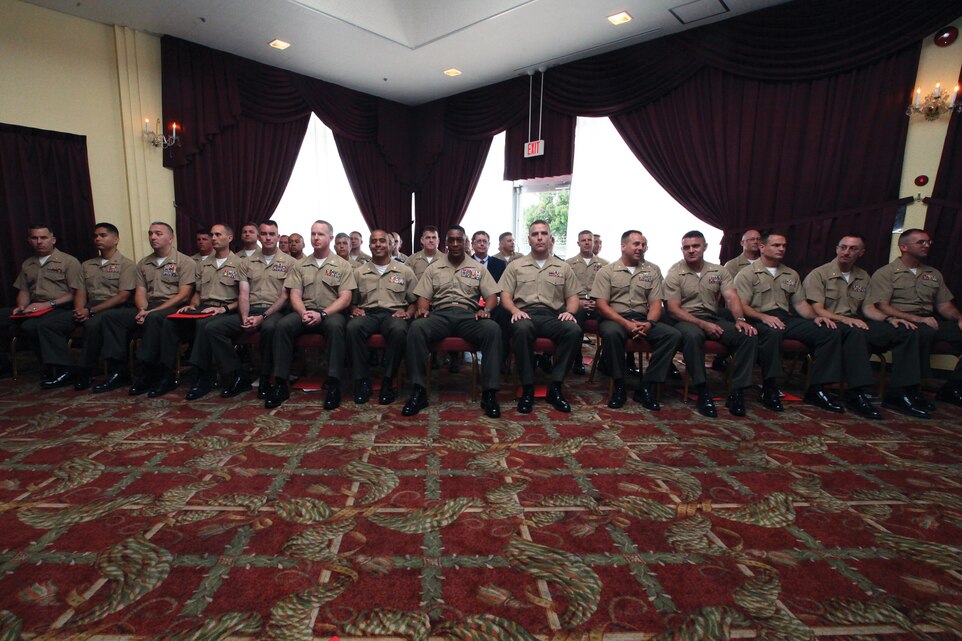 Students graduate distance military education courses > Marine Corps ...