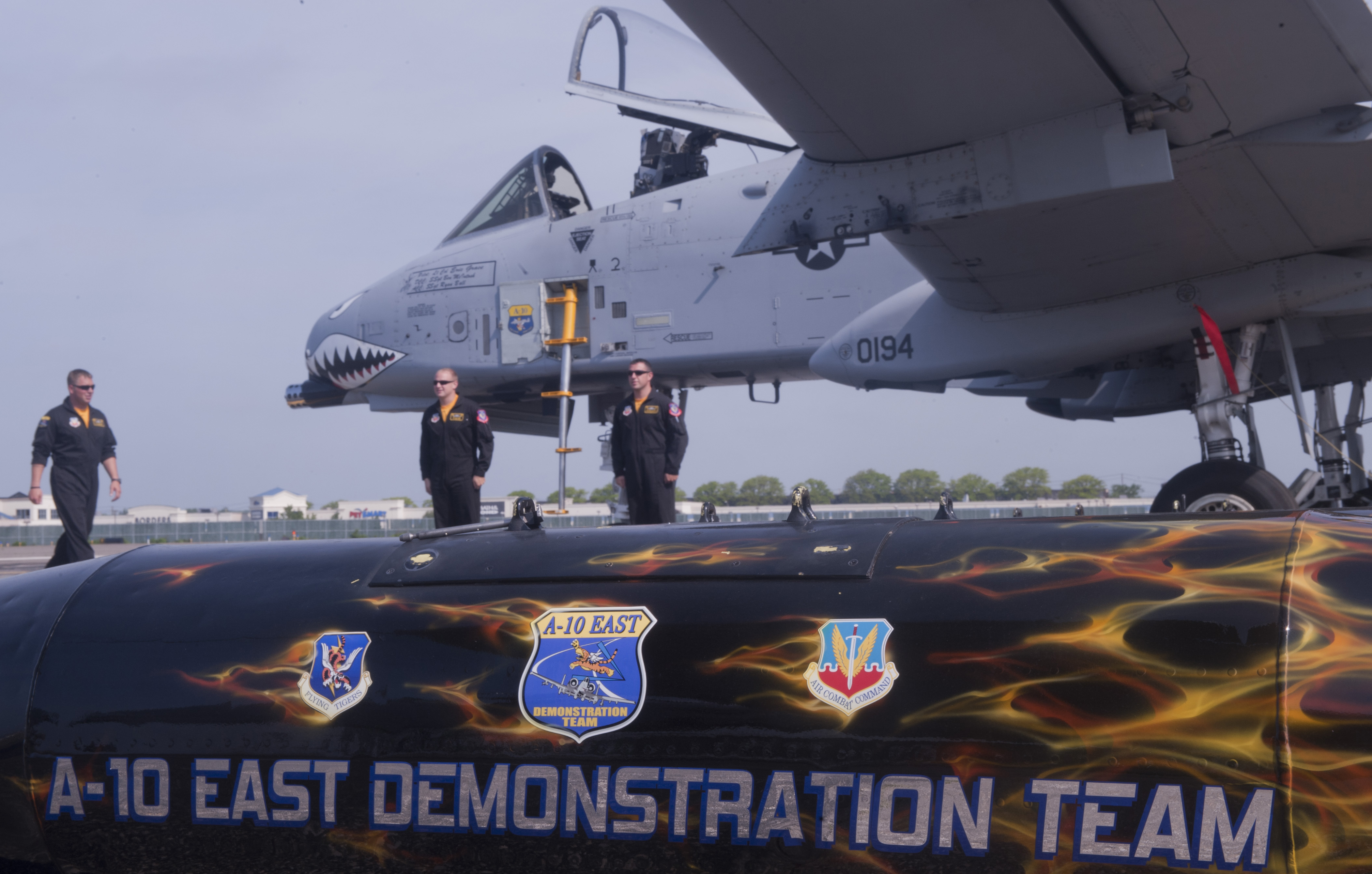 The hands behind the A-10 East Demonstration Team > Air Combat Command ...