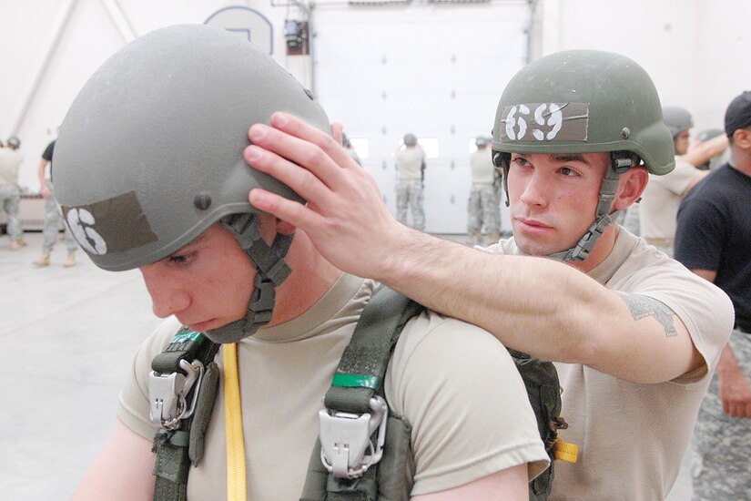 Newly trained jumpmasters forged in Alaska > Joint Base Elmendorf ...