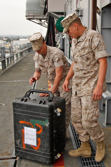 Communications Marines train before pre-deployment exercises > United ...