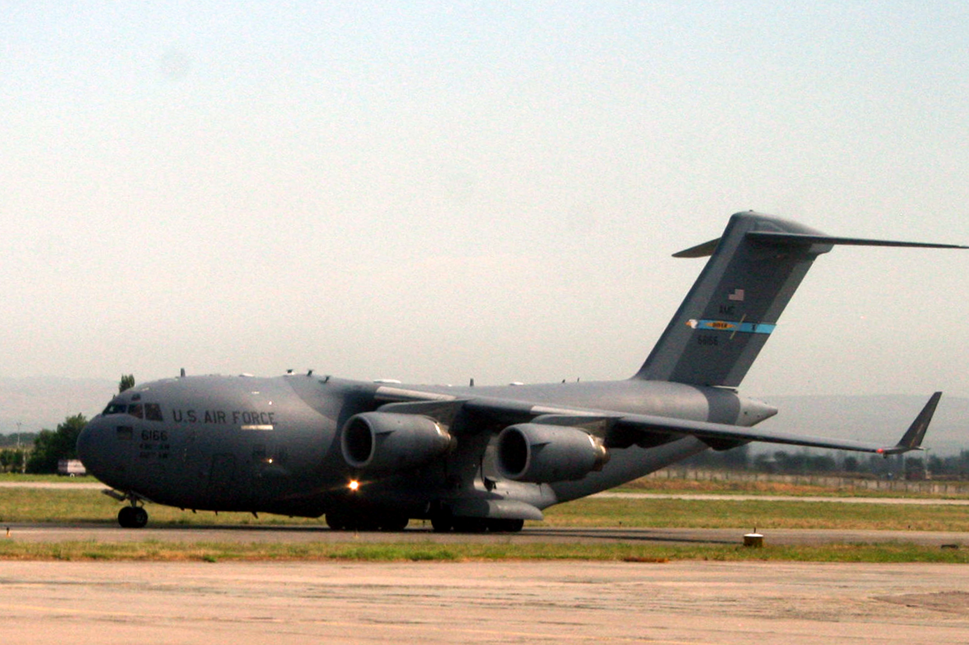 Combat airift:C-17 ops in Kyrgyzstan