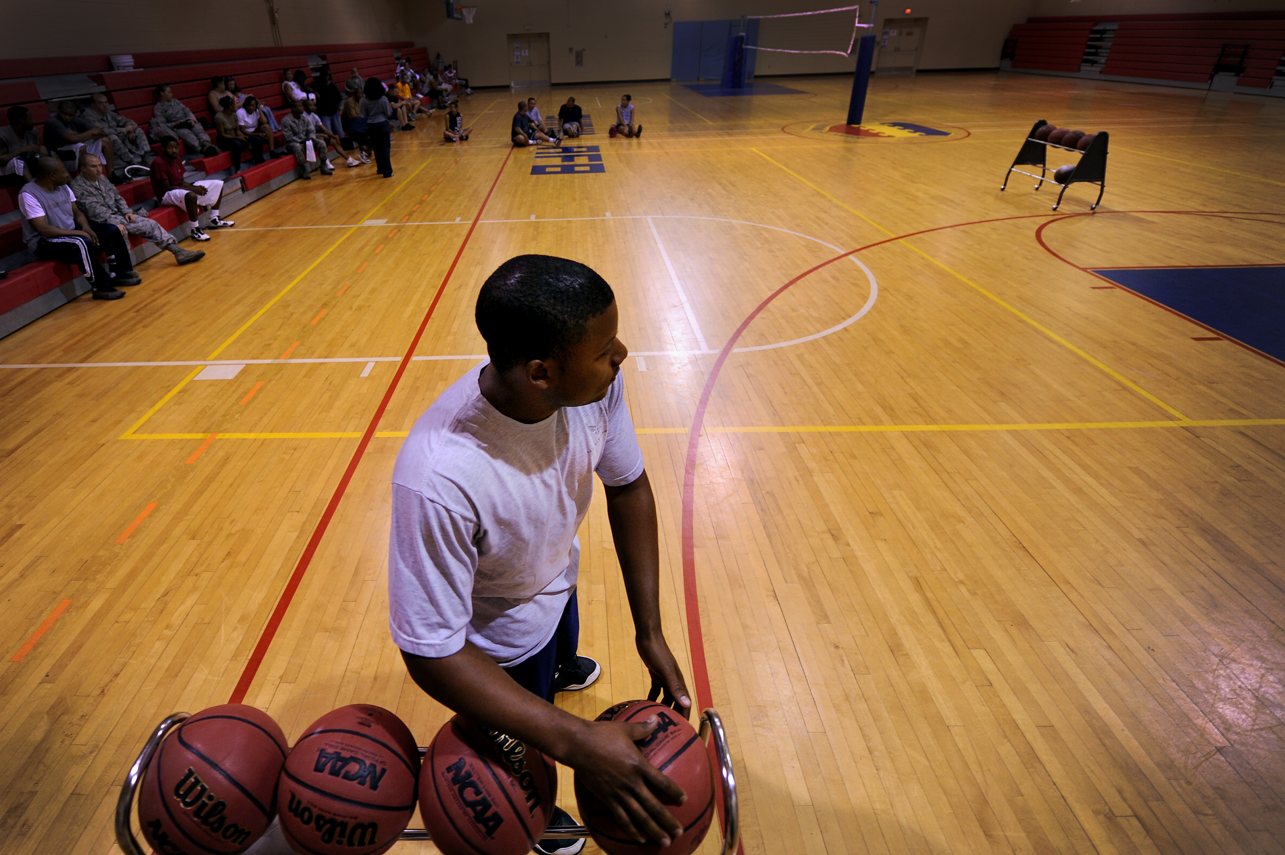 All or nothing: 20th FSS sponsors 3-point shootout > Shaw Air Force ...