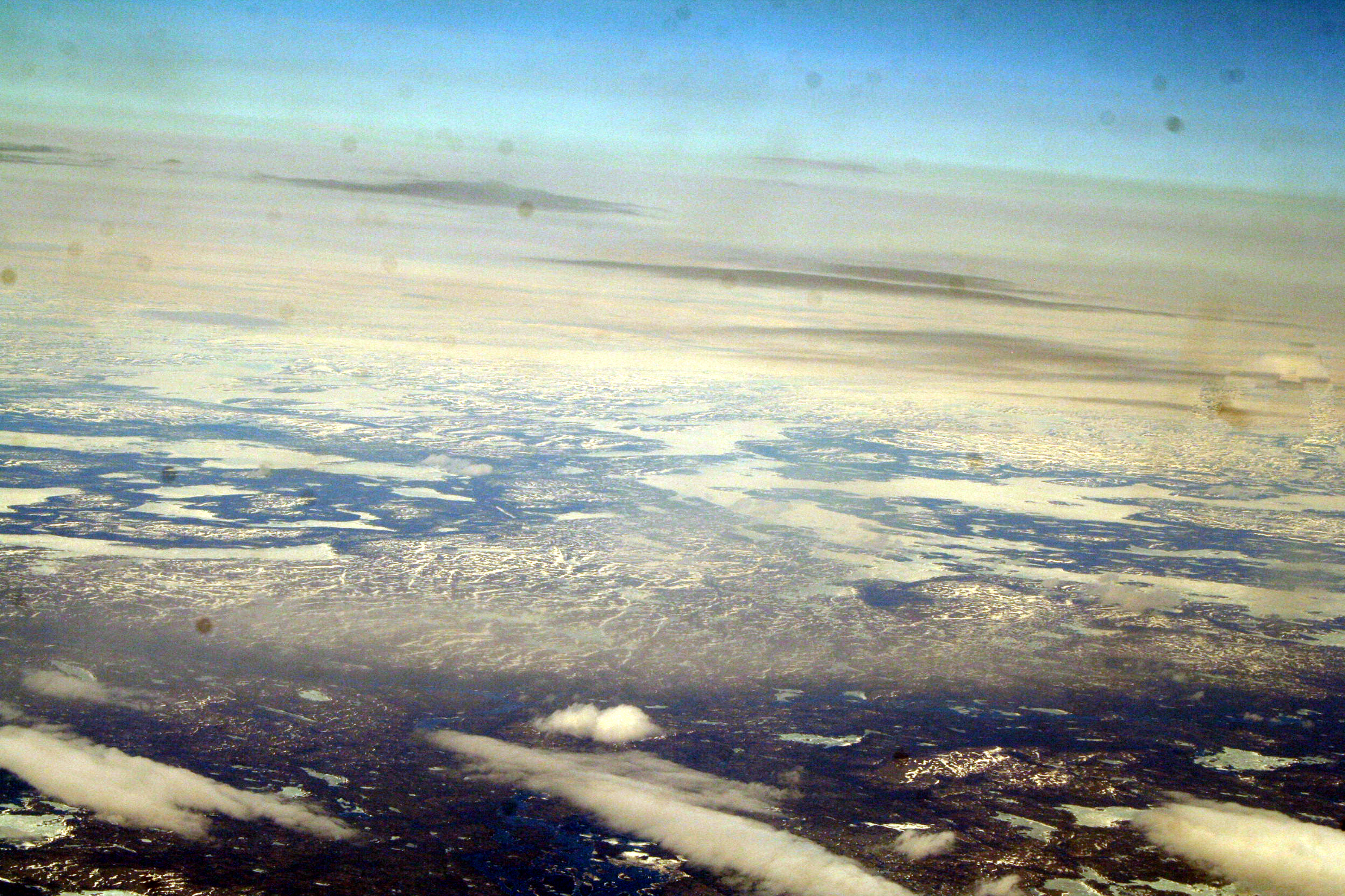 Photos: Arctic views from the Super Galaxy > Air Force > Article Display