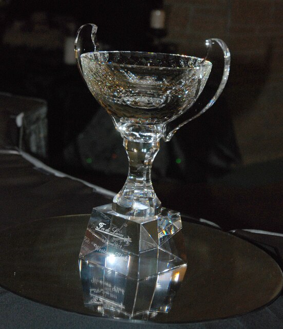 Westover Club wins AFRC 2011 Fer de Lance award > United States Marine ...