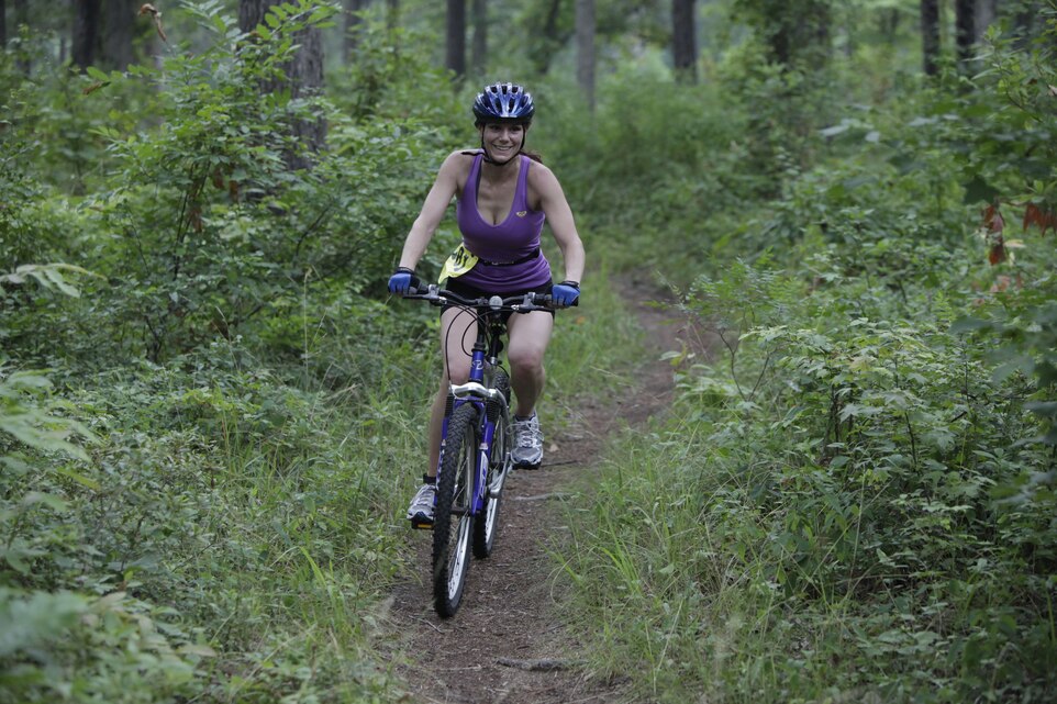 Cherry Point Mountain bikers gash, pry through Piranha Pit bike trails ...