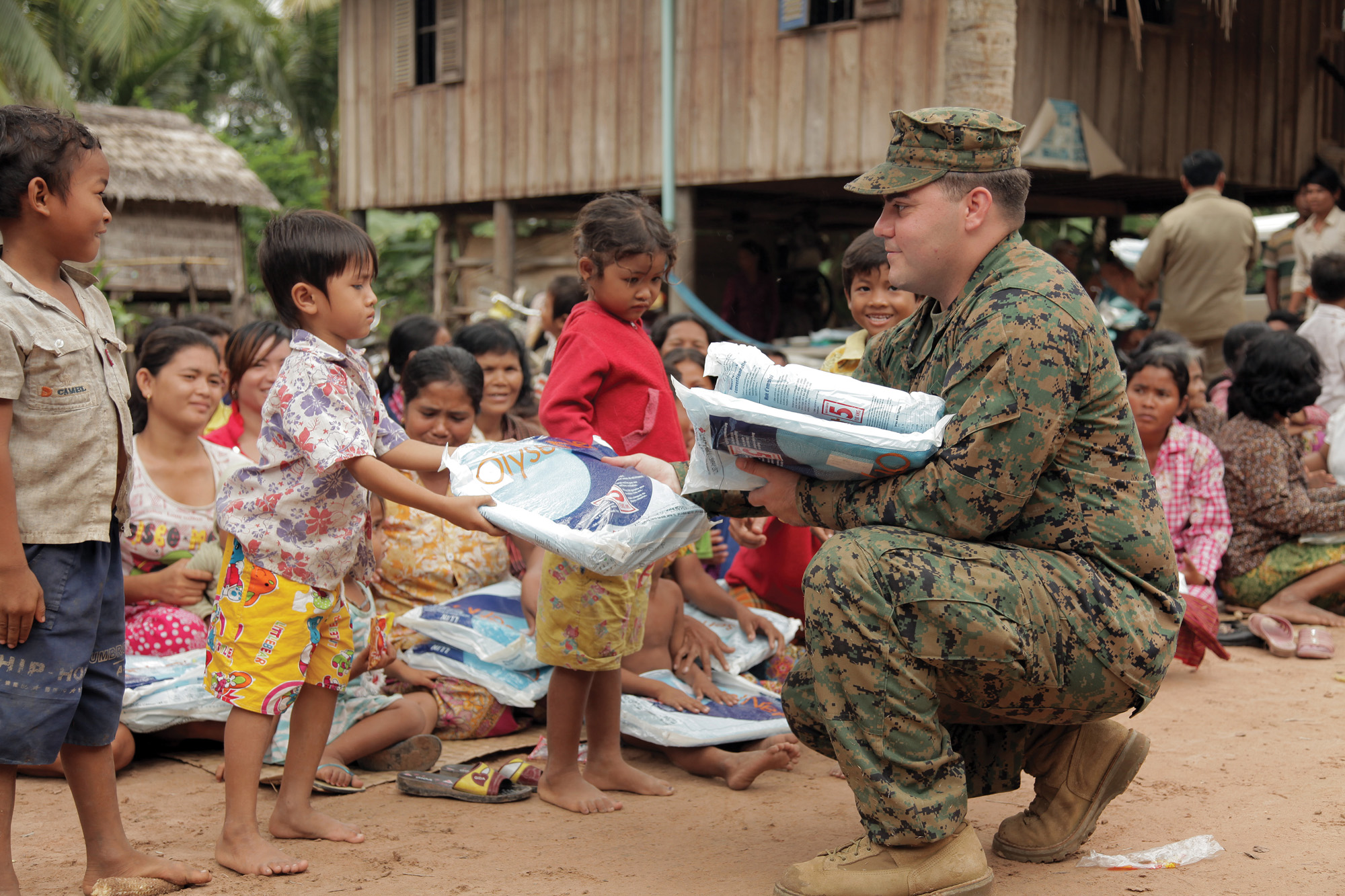 Symposium hits on several medical issues > Marine Corps Installations ...