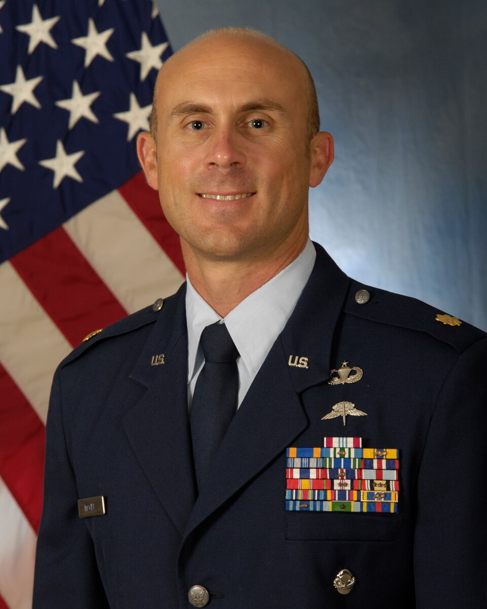 720th OSS welcomes new commander > Hurlburt Field > Article Display