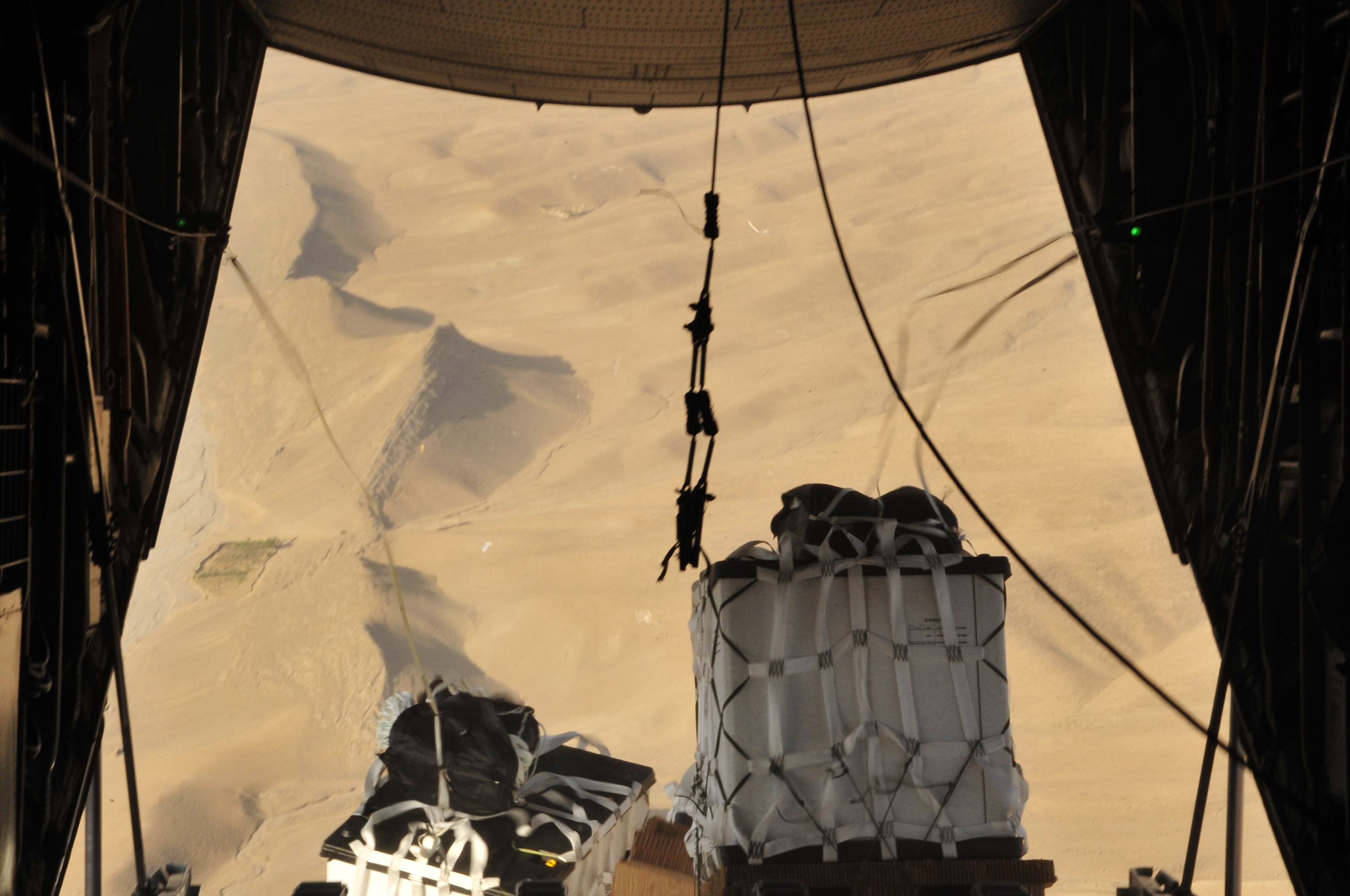 Formation airdrop provides needed supplies, saves lives > U.S. Air ...