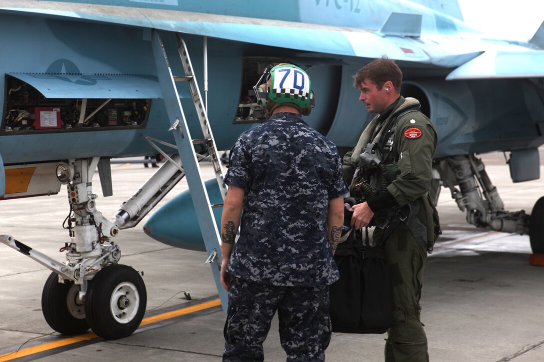 Joint aviators ‘fight’ in Alaskan skies
