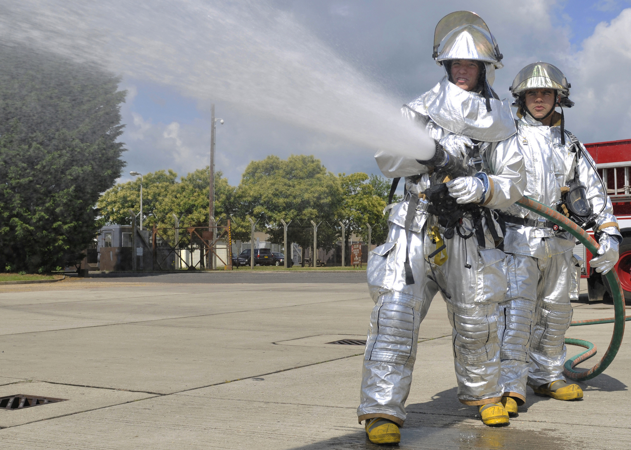 48th CES Firefighters: Training to save lives > Royal Air Force ...