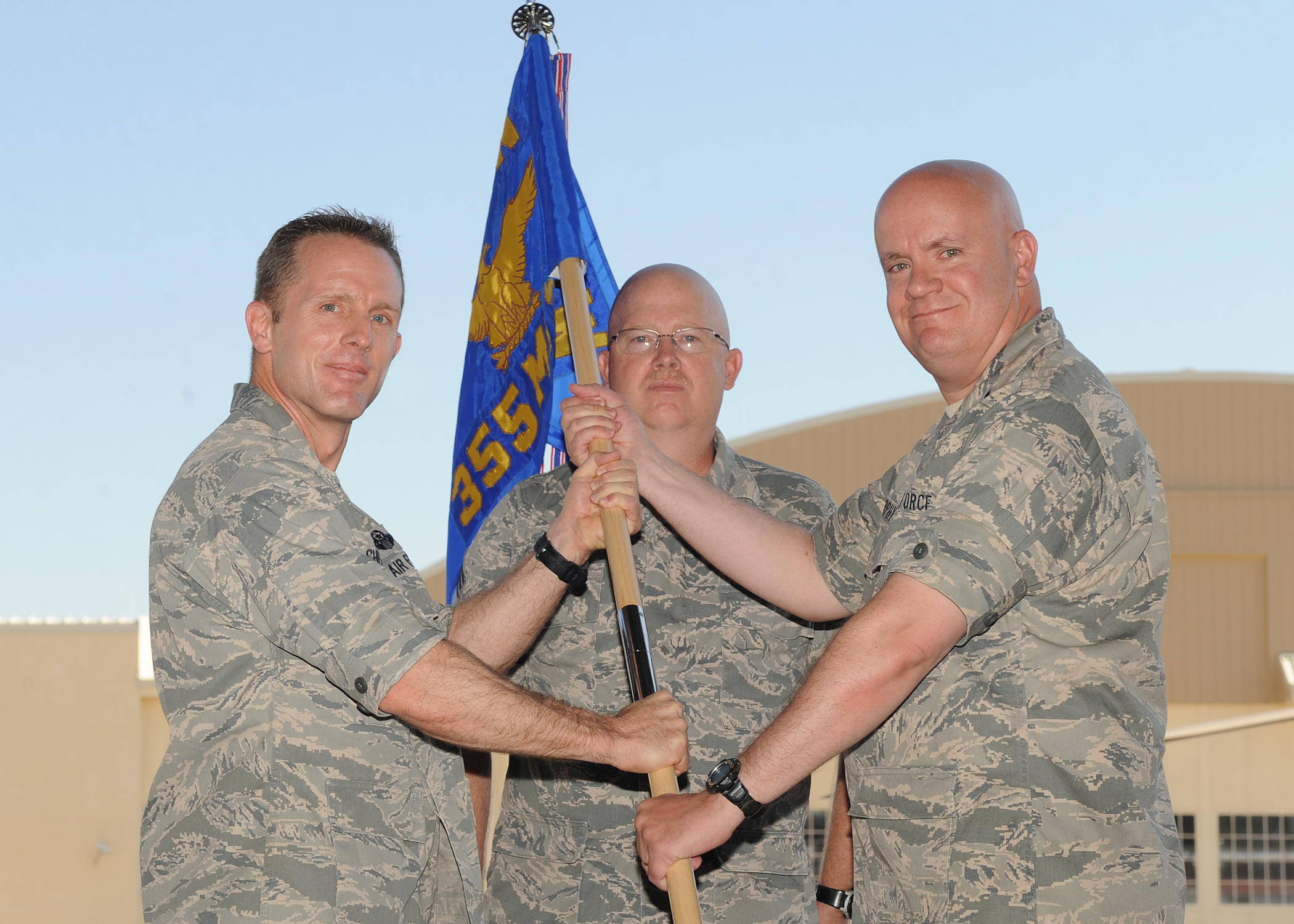 355th Maintenance Group changes command