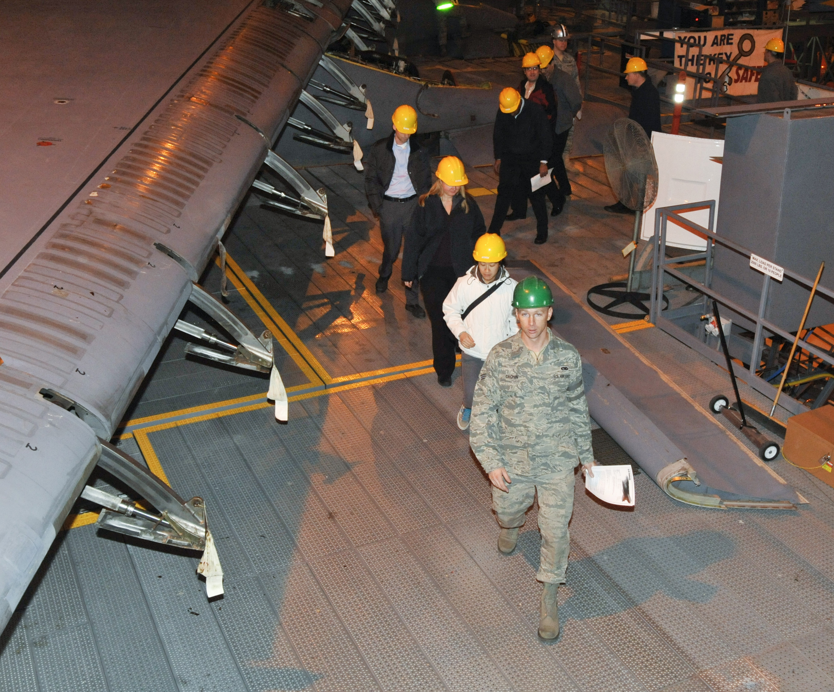 DAFB tour program welcomes community > Dover Air Force Base > News