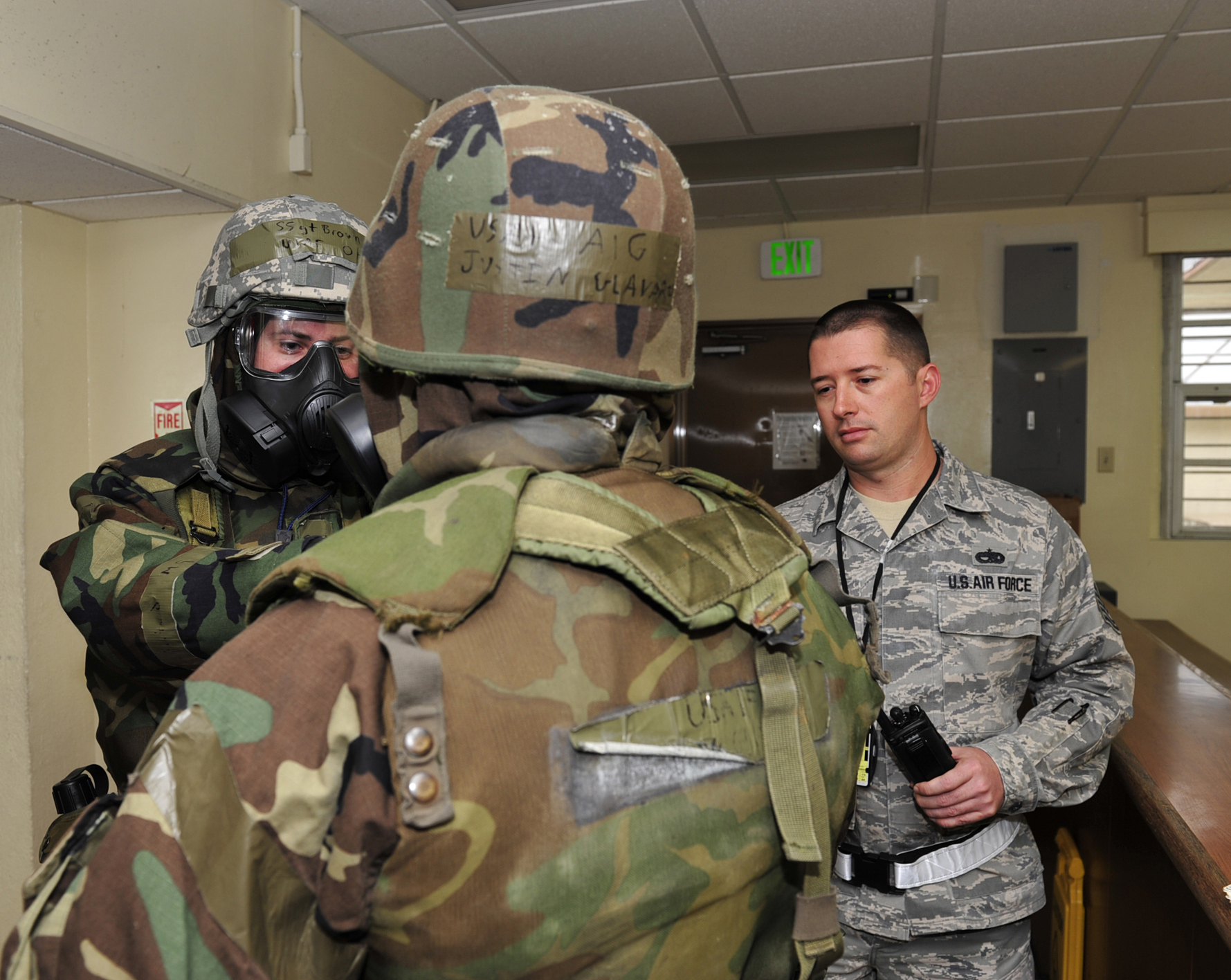 909th AMU MOPP up for the LORE