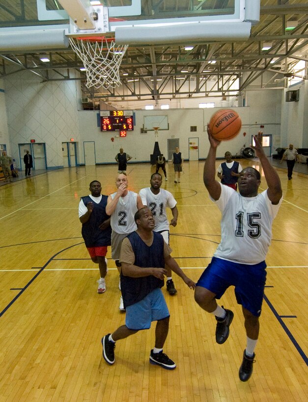 11 SFS puts on arresting performance versus 113 WG