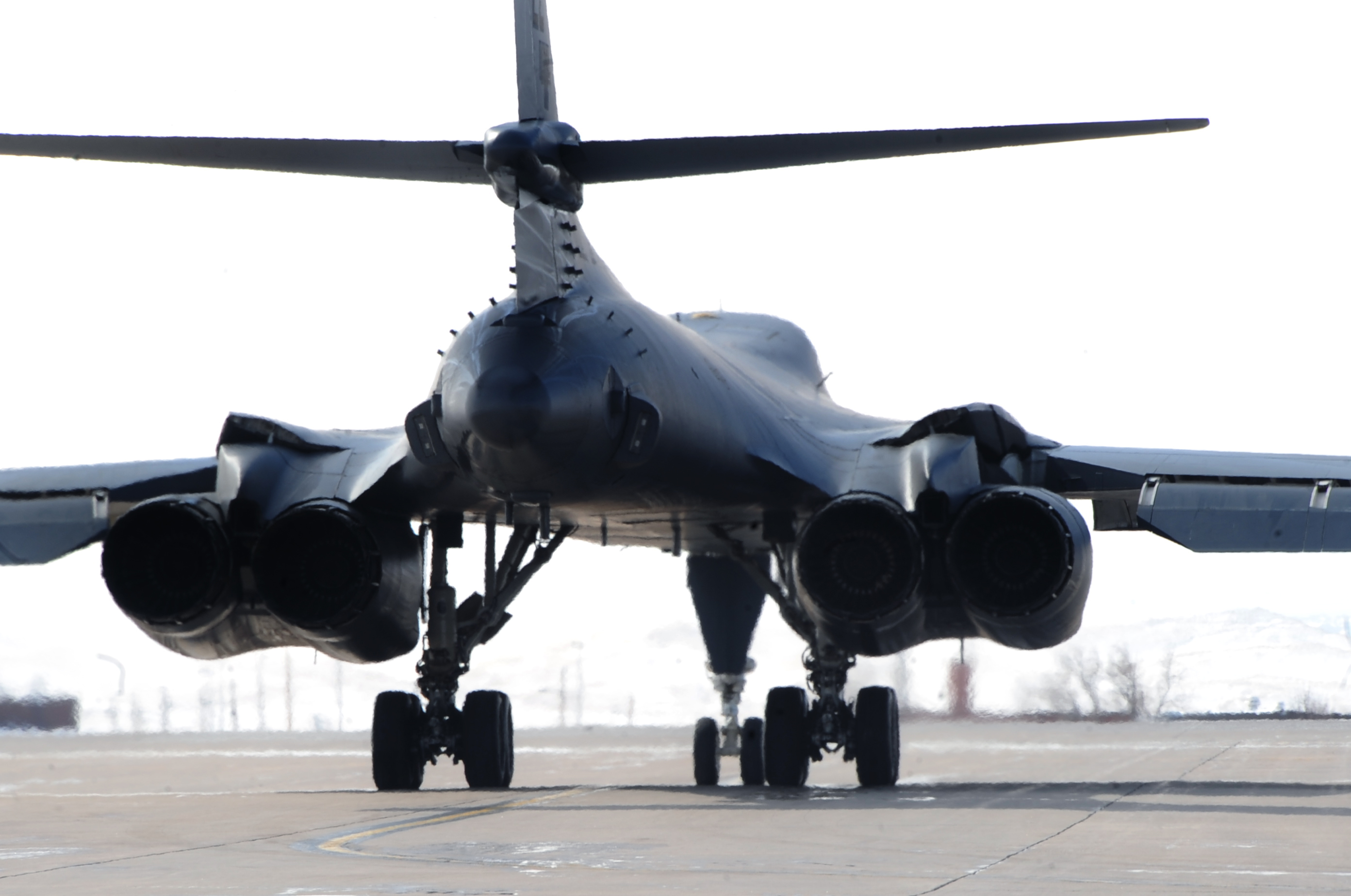 B-1 dream comes true for Box Elder youth > Ellsworth Air Force Base ...