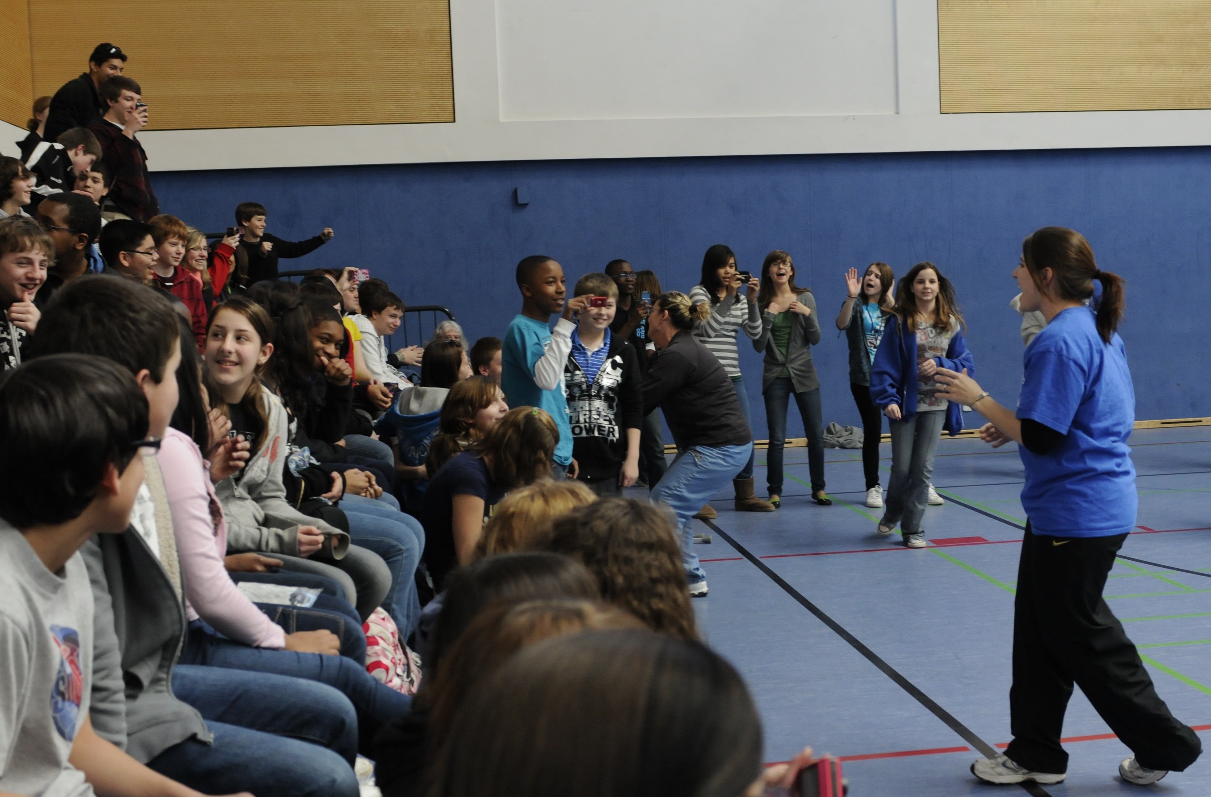 USAFE band visits DODDS-E schools > U.S. Air Forces in Europe - Air ...