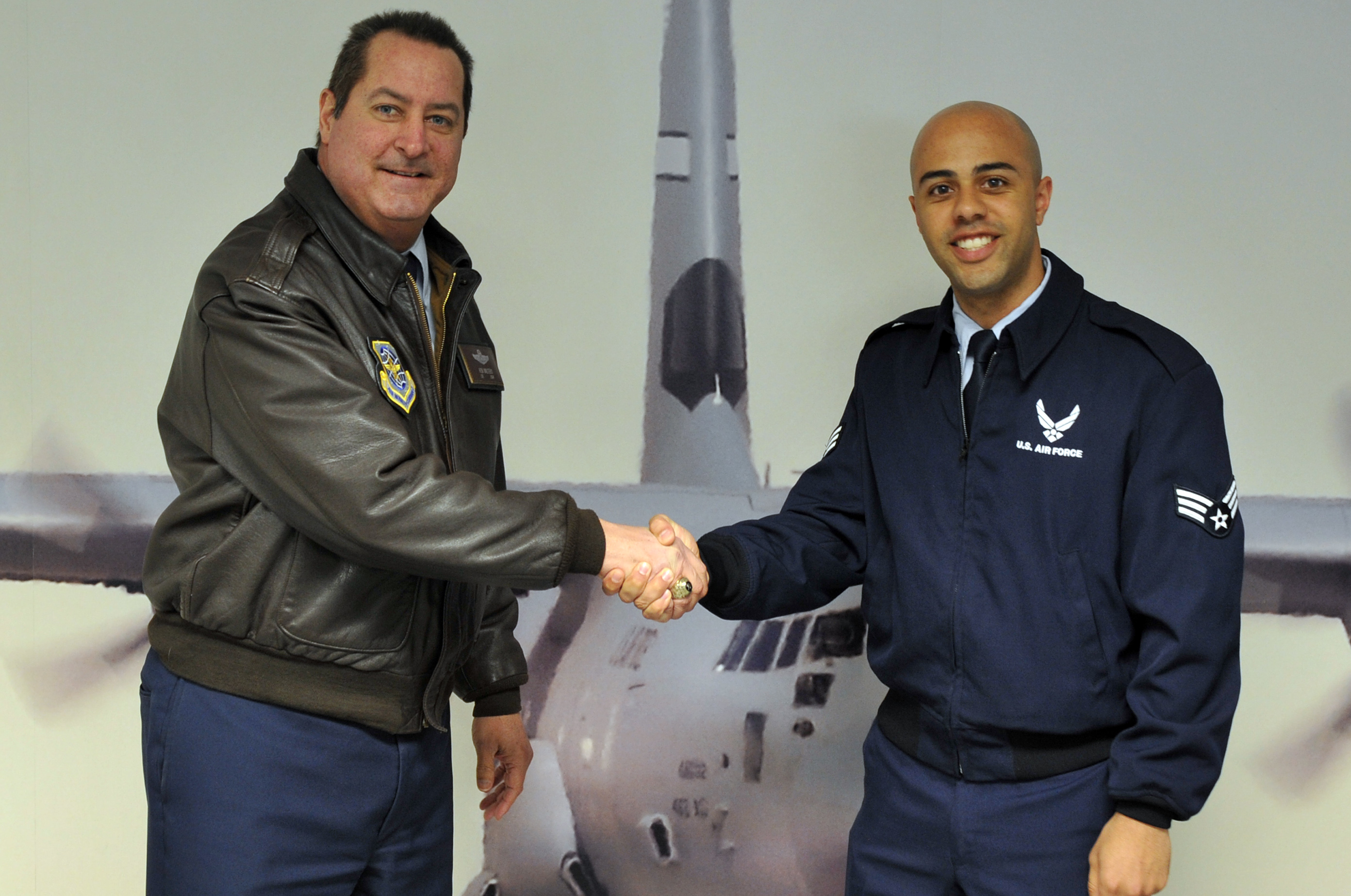 Combat Airlifter of the Week - Senior Airman Kyle Jefferson > Little ...