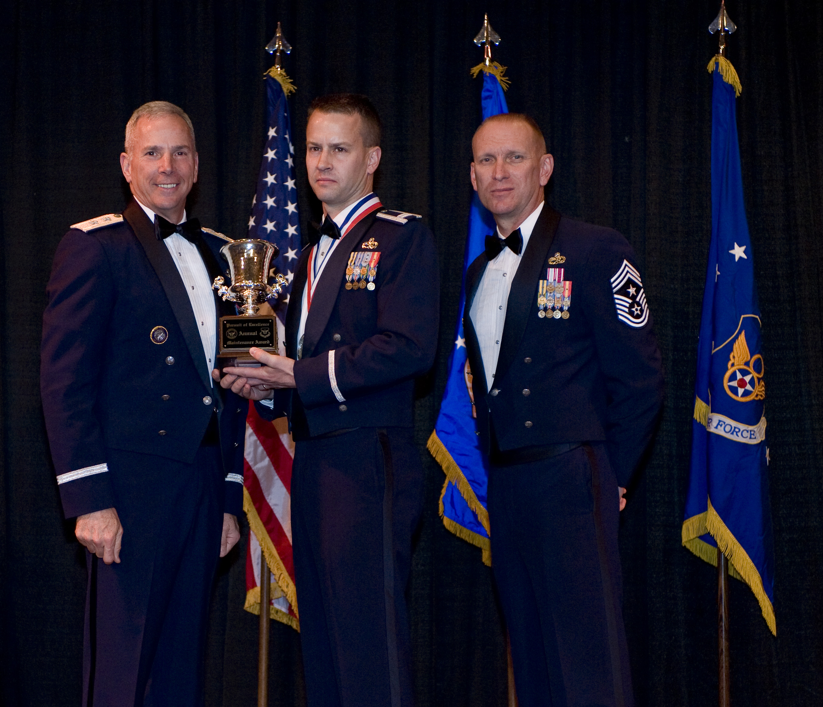 Eighth Air Force selects 2010 maintenance, operations award winners ...