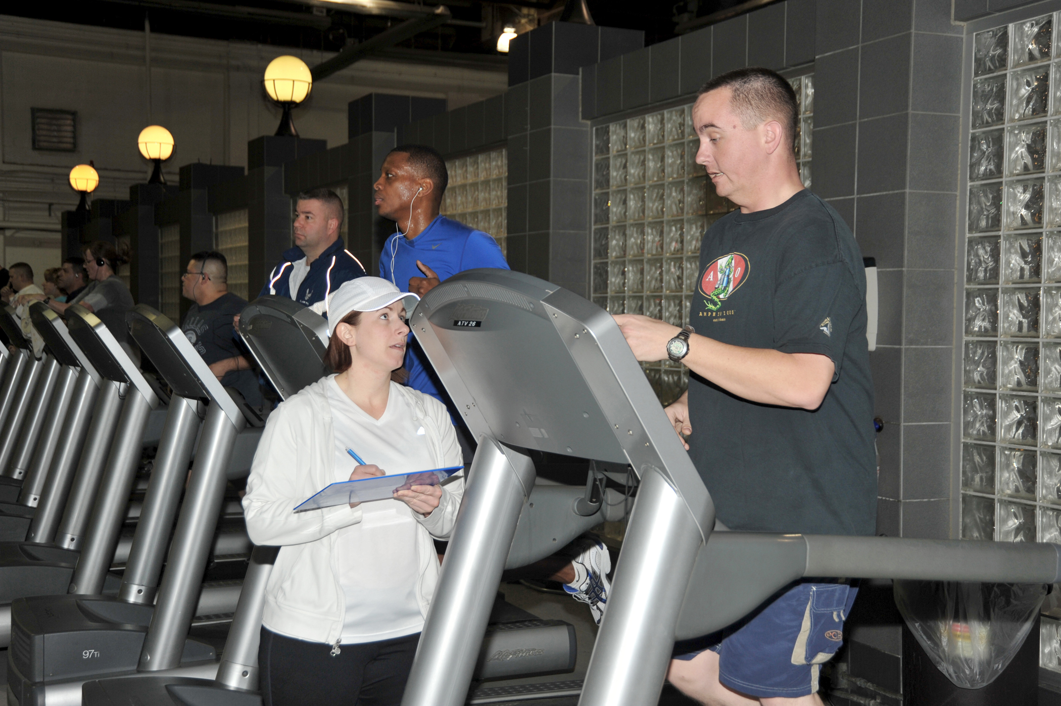 Running to success > Air Force > Display