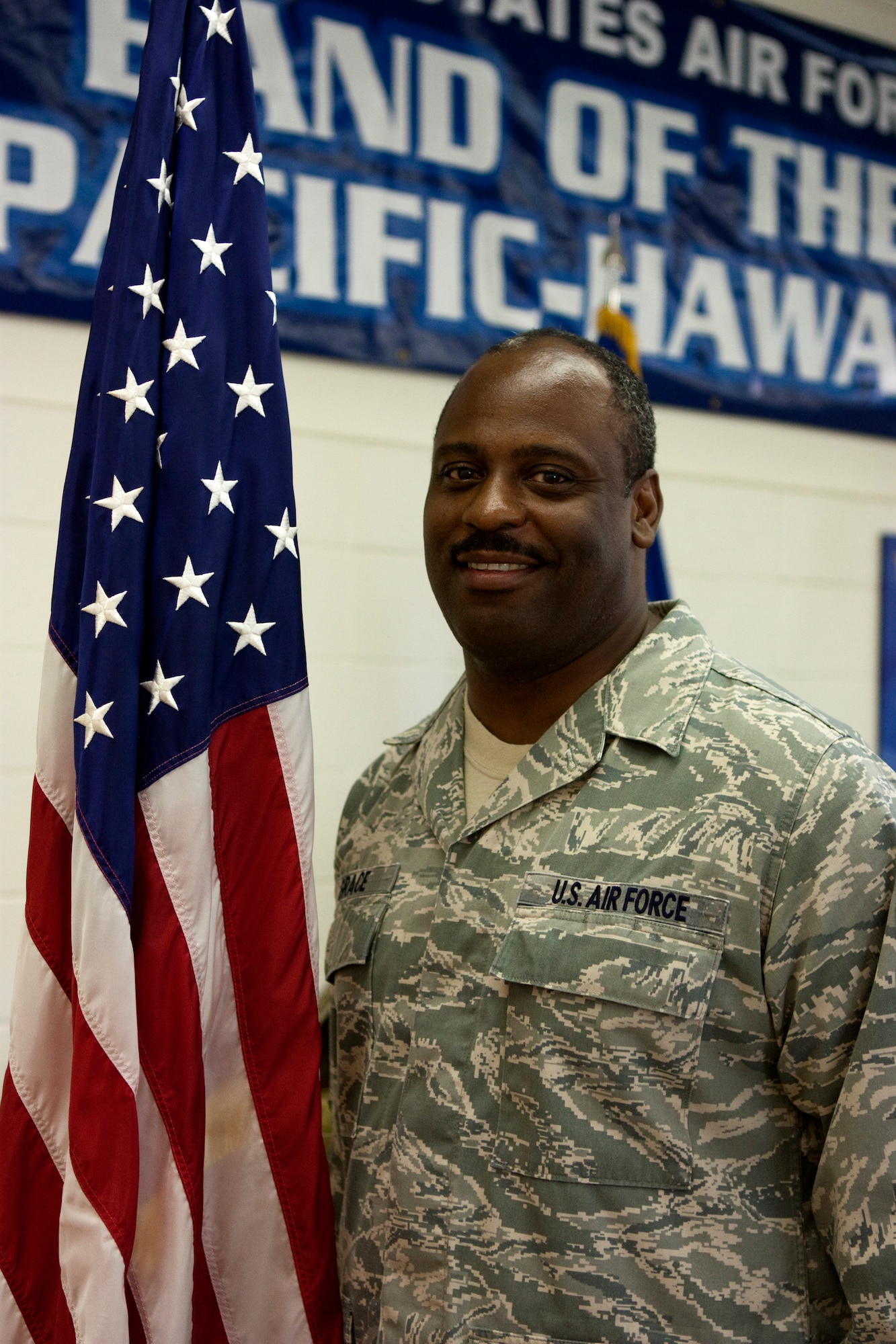 PACAF Band Ohana Celebrates reenlistment > Air Force Bands > Article ...