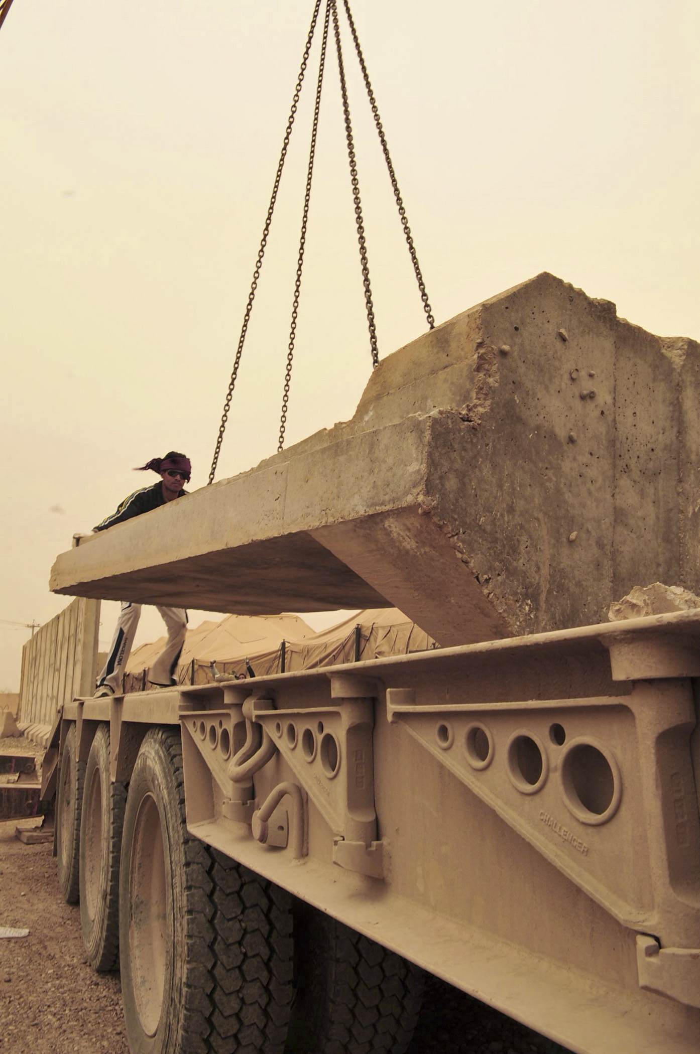 Airmen prepare Iraq bases for transition > Air Force > Display