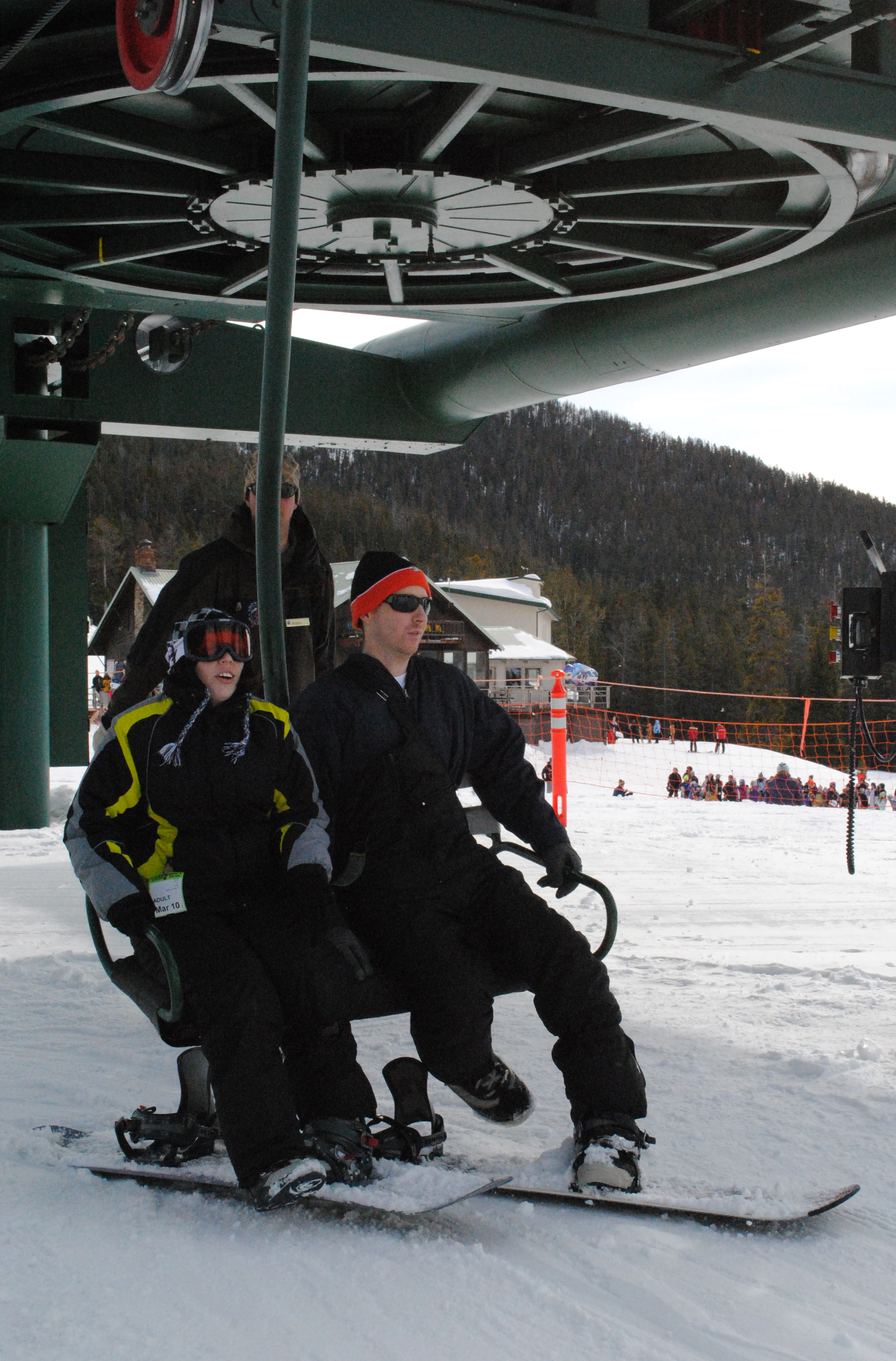 Airmen enjoy final Wing Ski Day > Malmstrom Air Force Base > Article ...