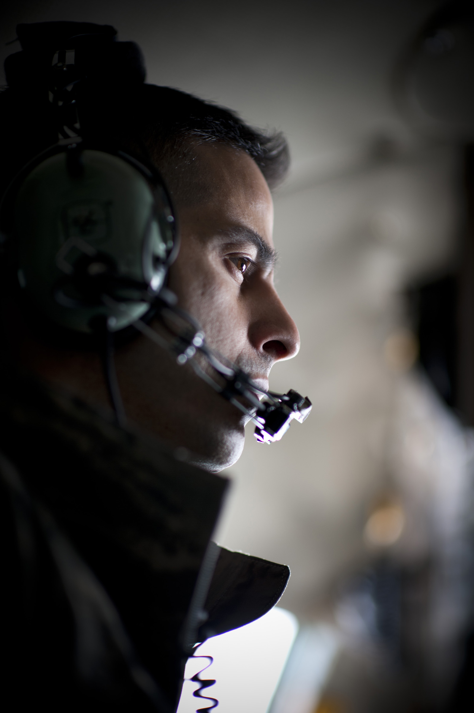 Wing commander flies water to Sendai
