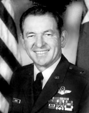RICHARD E. HEARNE > Air Force > Biography Display