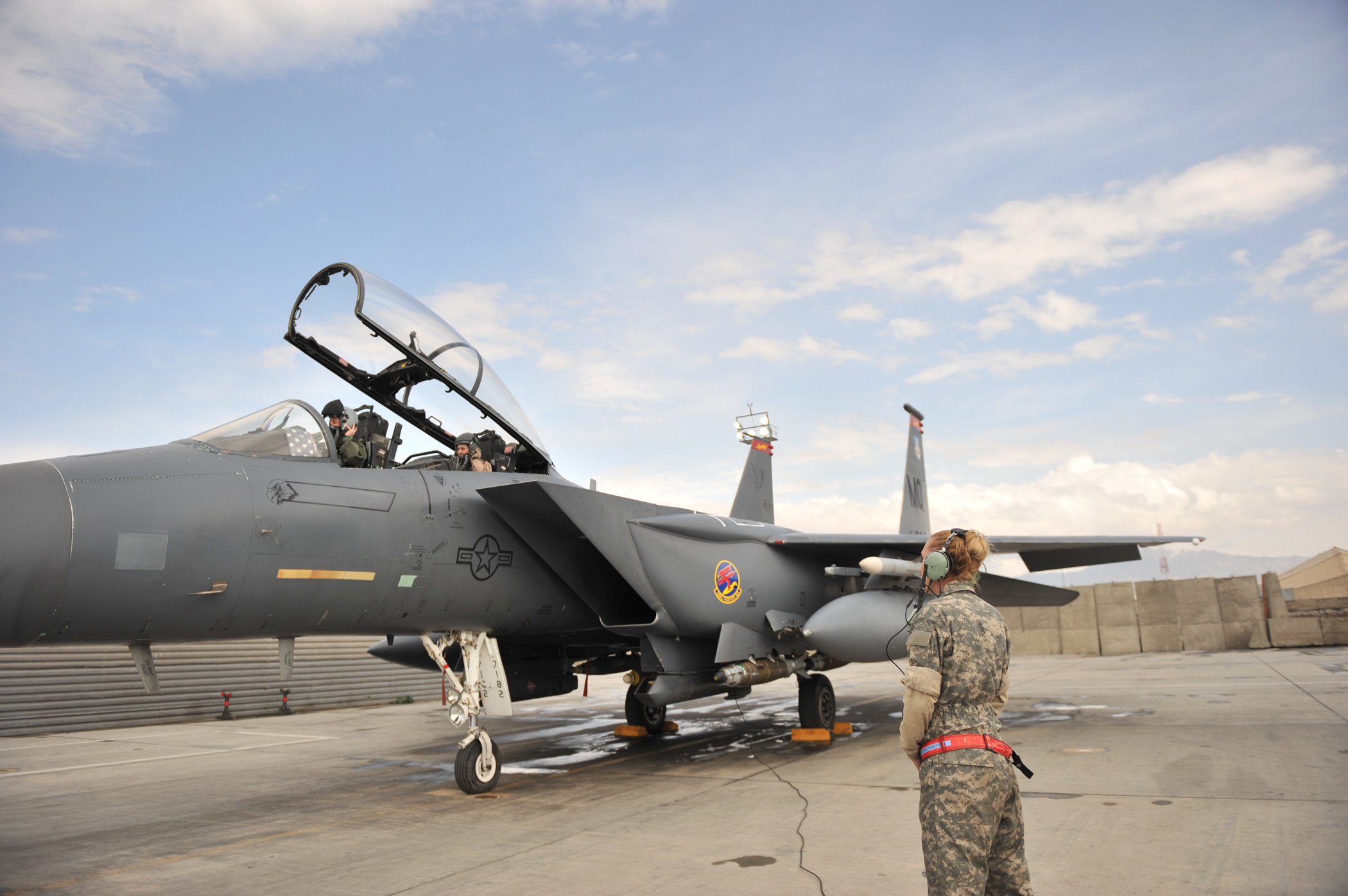All-female F-15 crew
