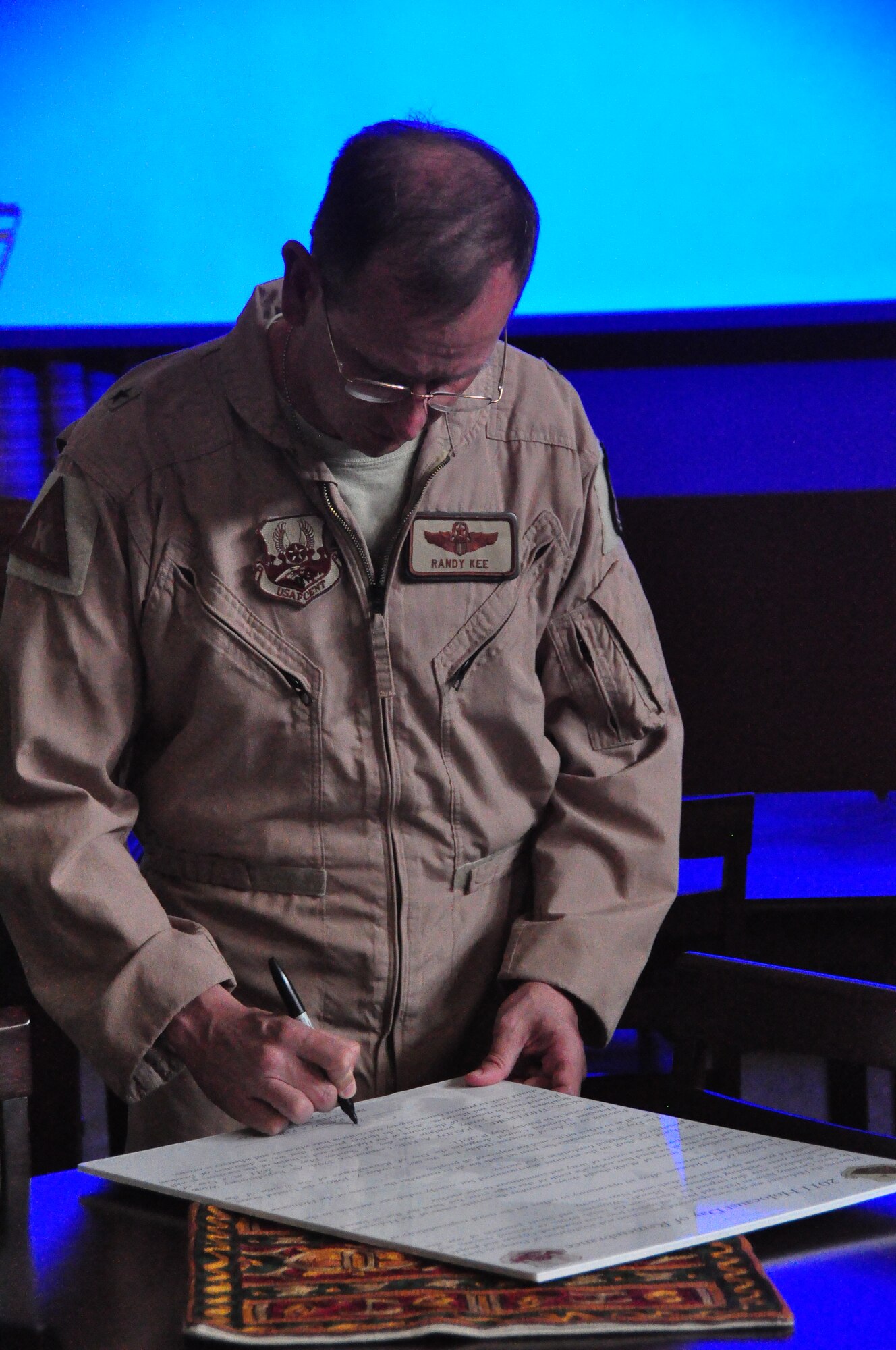 Holocaust Day remembered in the AOR > U.S. Air Forces Central > Article ...