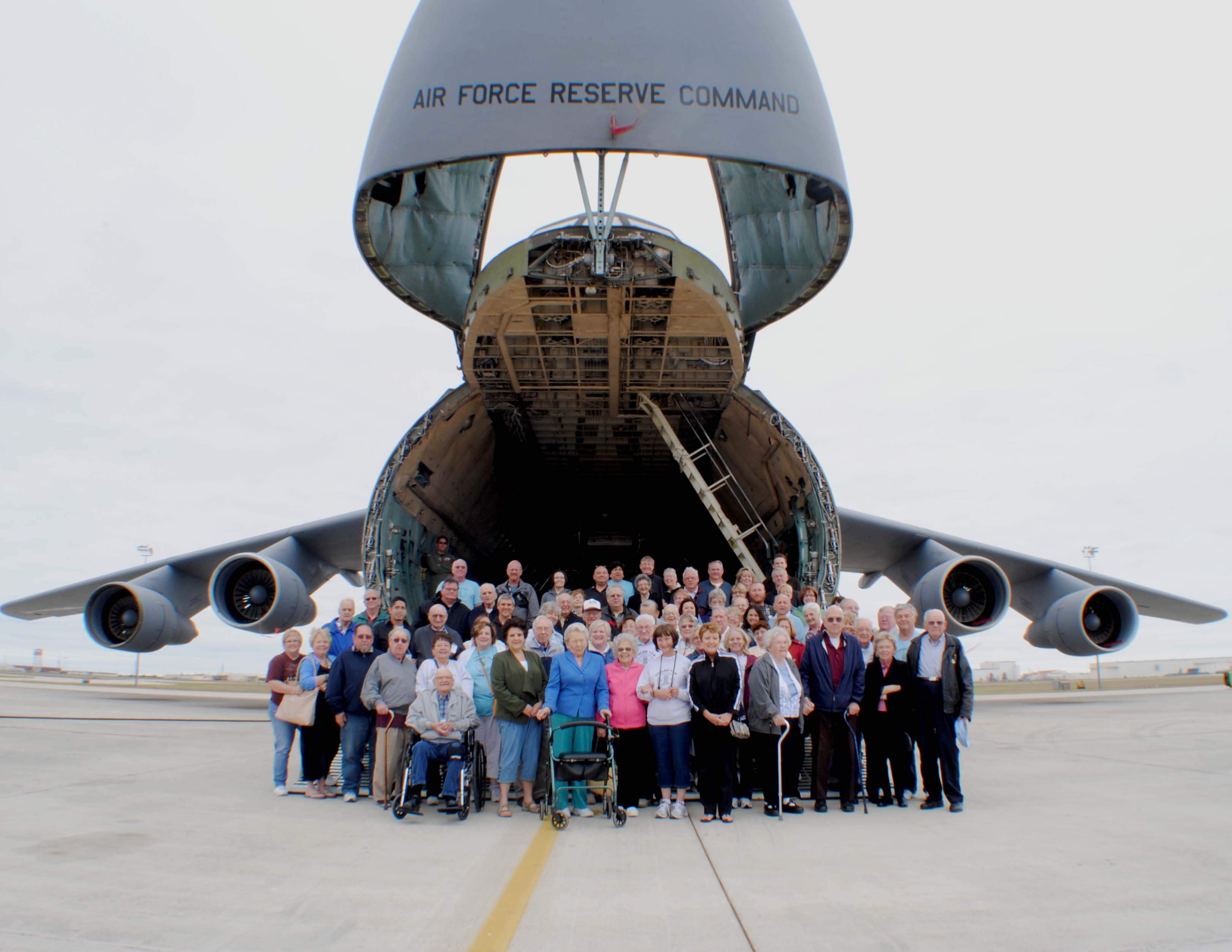 The Real Hogan's Heroes visit 433d Airlift Wing > 433rd Airlift Wing ...