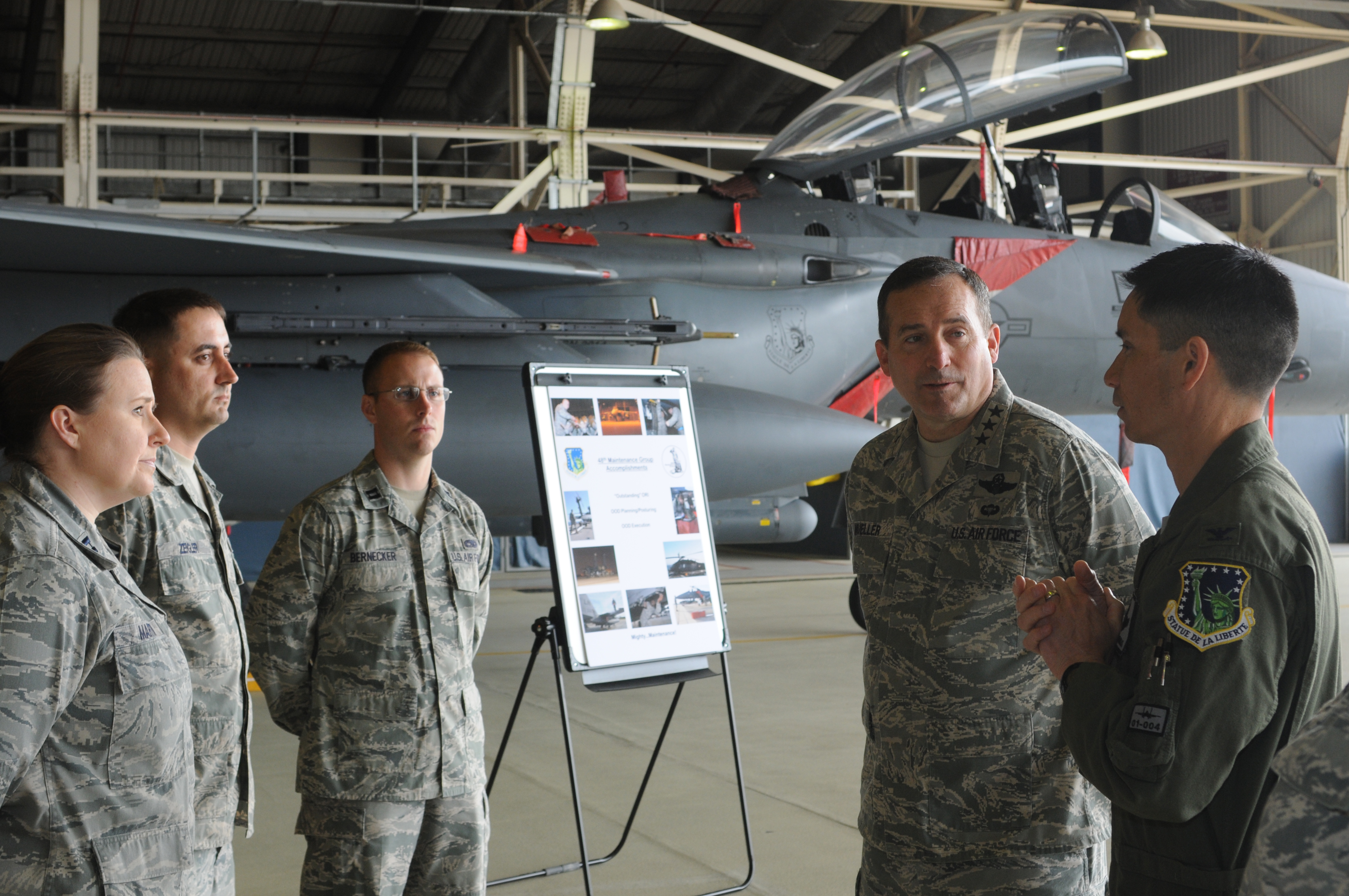 Lt. Gen. Mueller visits the 48th Fighter Wing > Royal Air Force ...