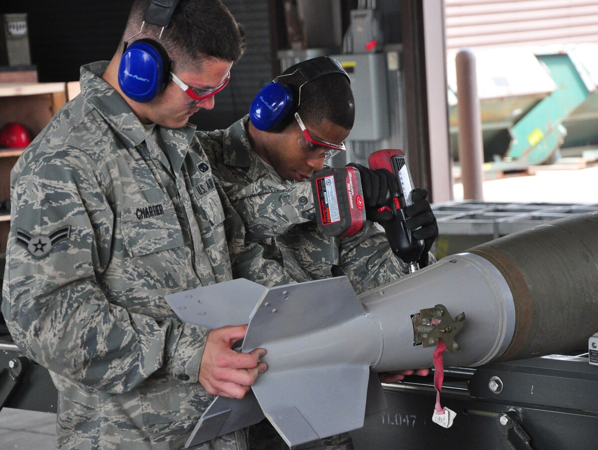 Bombs away: Airmen work together to build, load munitions > Osan Air ...