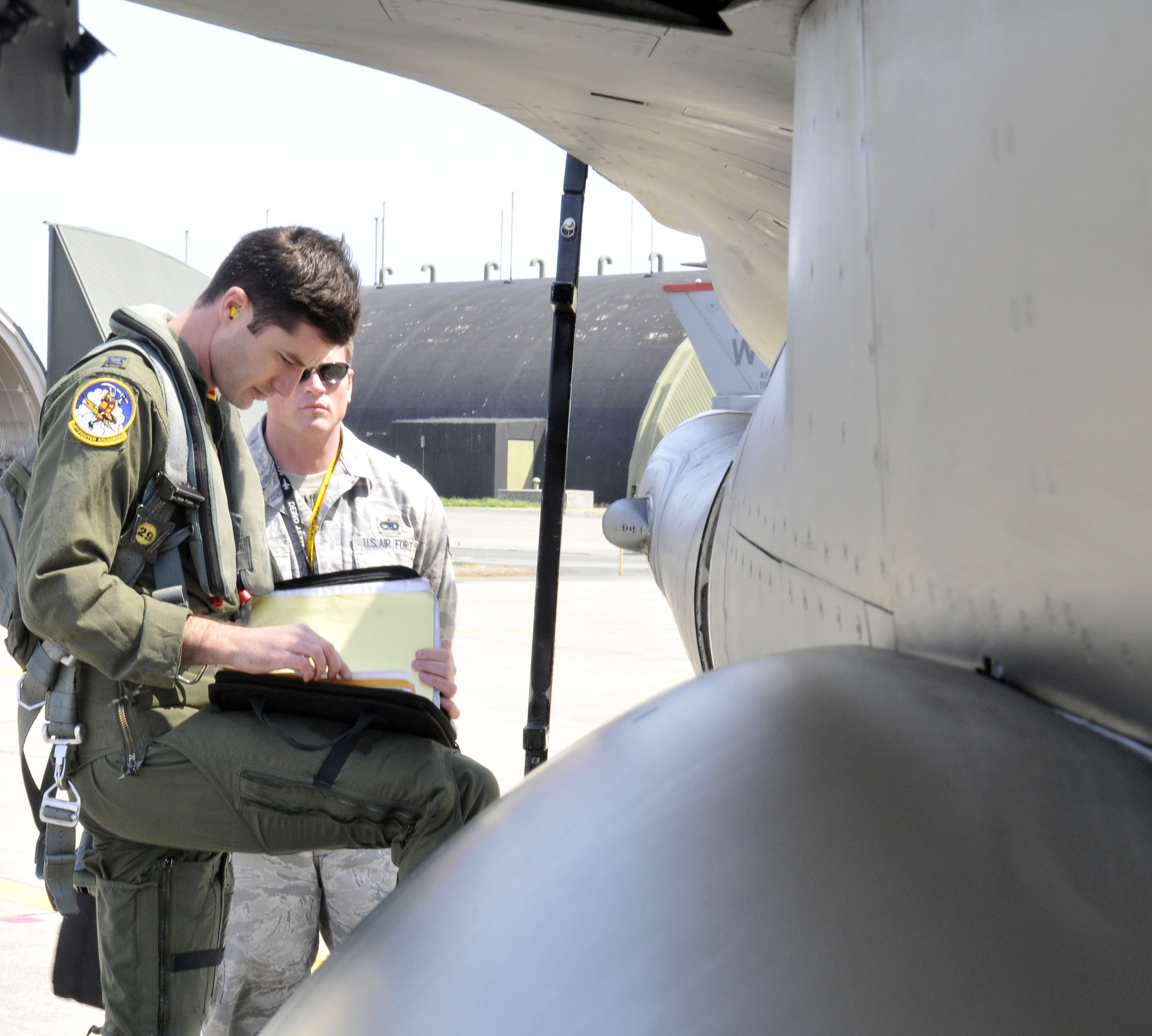 14th FS crew practices to be called PACAF Demo Team