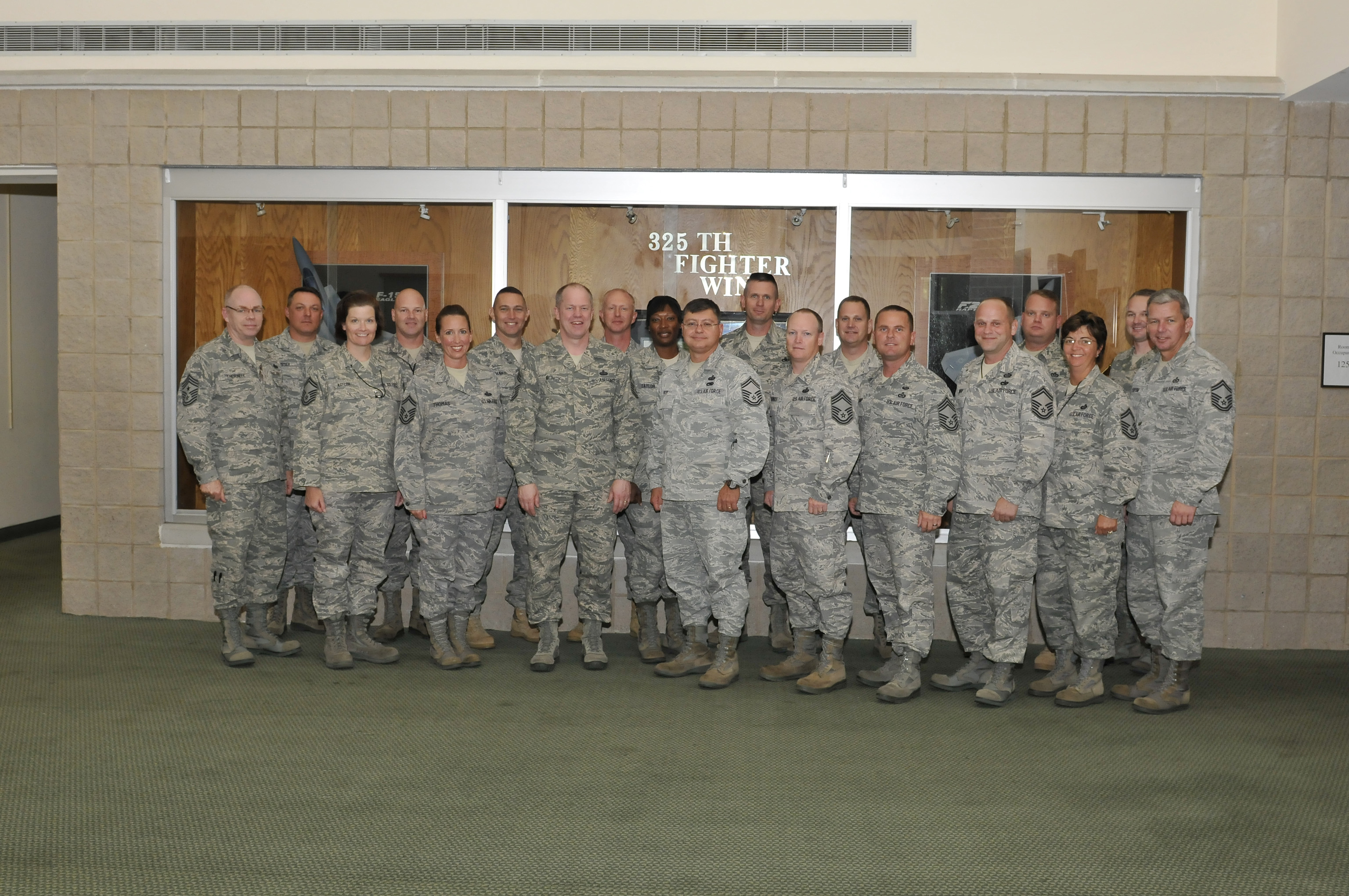 Chief Muncy with SNCOs from 1AF and 601st Air Operations Center > Air ...